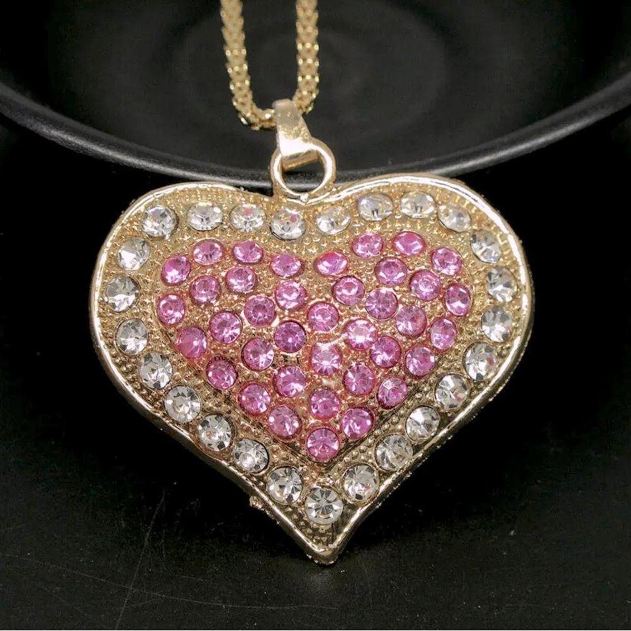Gorgeous pink rhinestone heart pendant on a fancy 22... - Depop