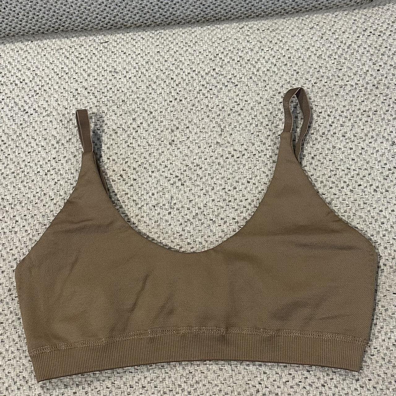 Brown sports bra #cropshopboutique #csb - Depop