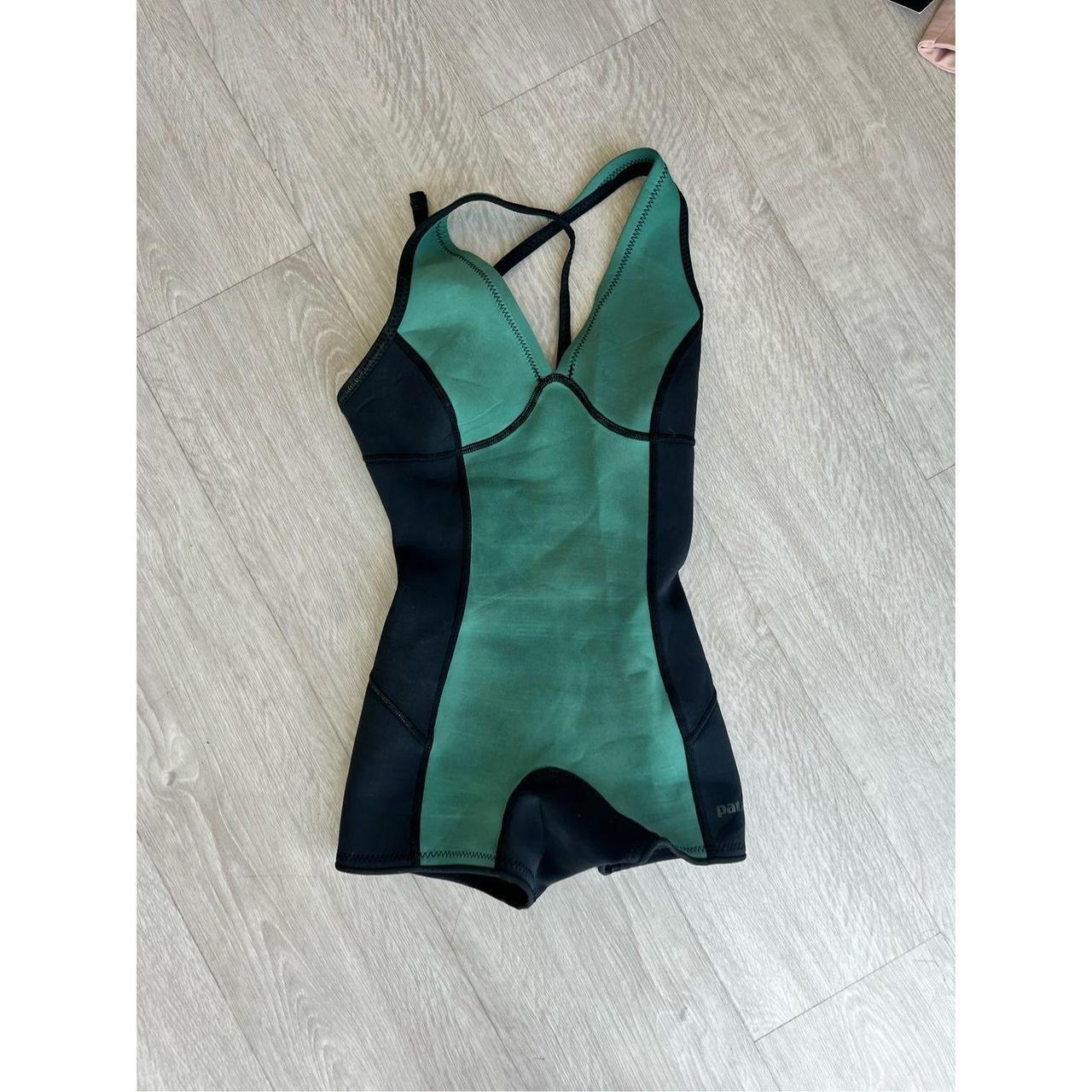 Patagonia women’s wetsuit Pre loved Size 2 | Depop