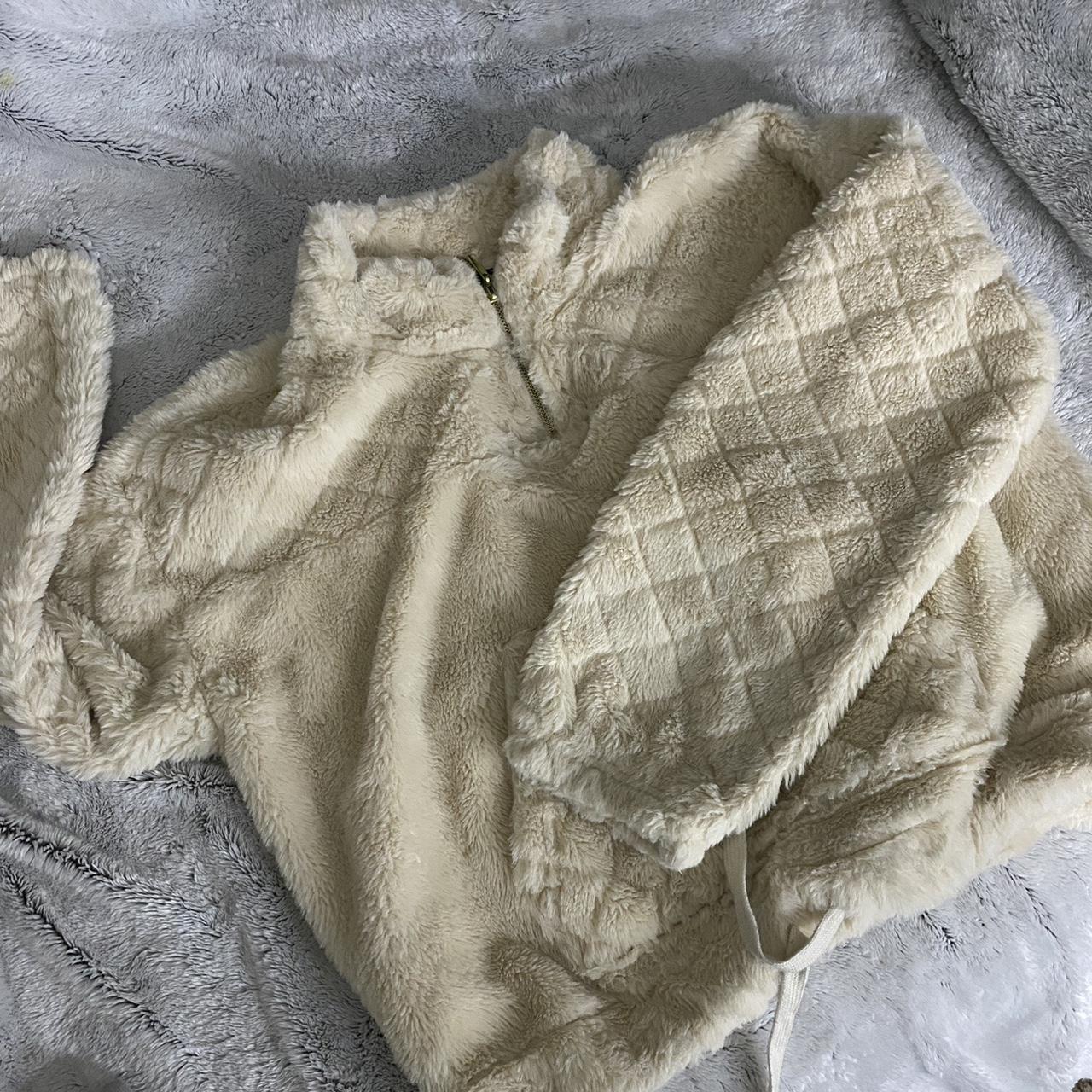 Almost Famous Jacket💝 -Faux Fur -Ivory -Gold Zipper - Depop