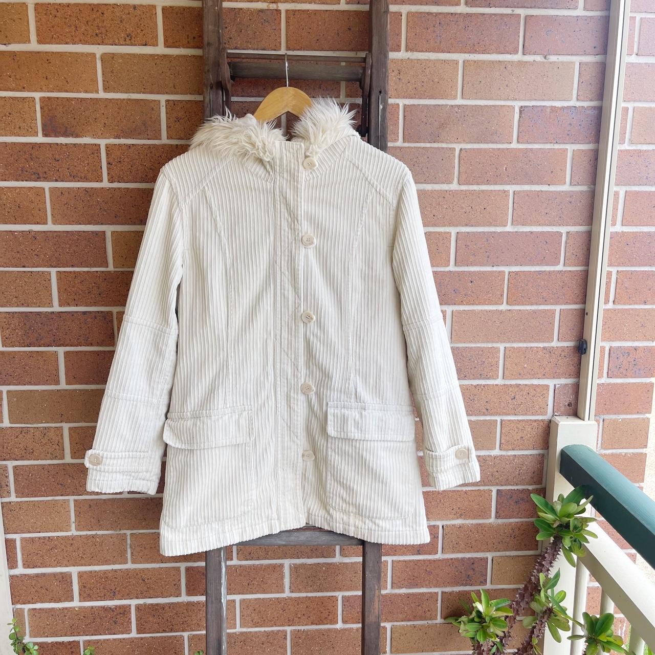 Women's Cream and White Jacket | Depop