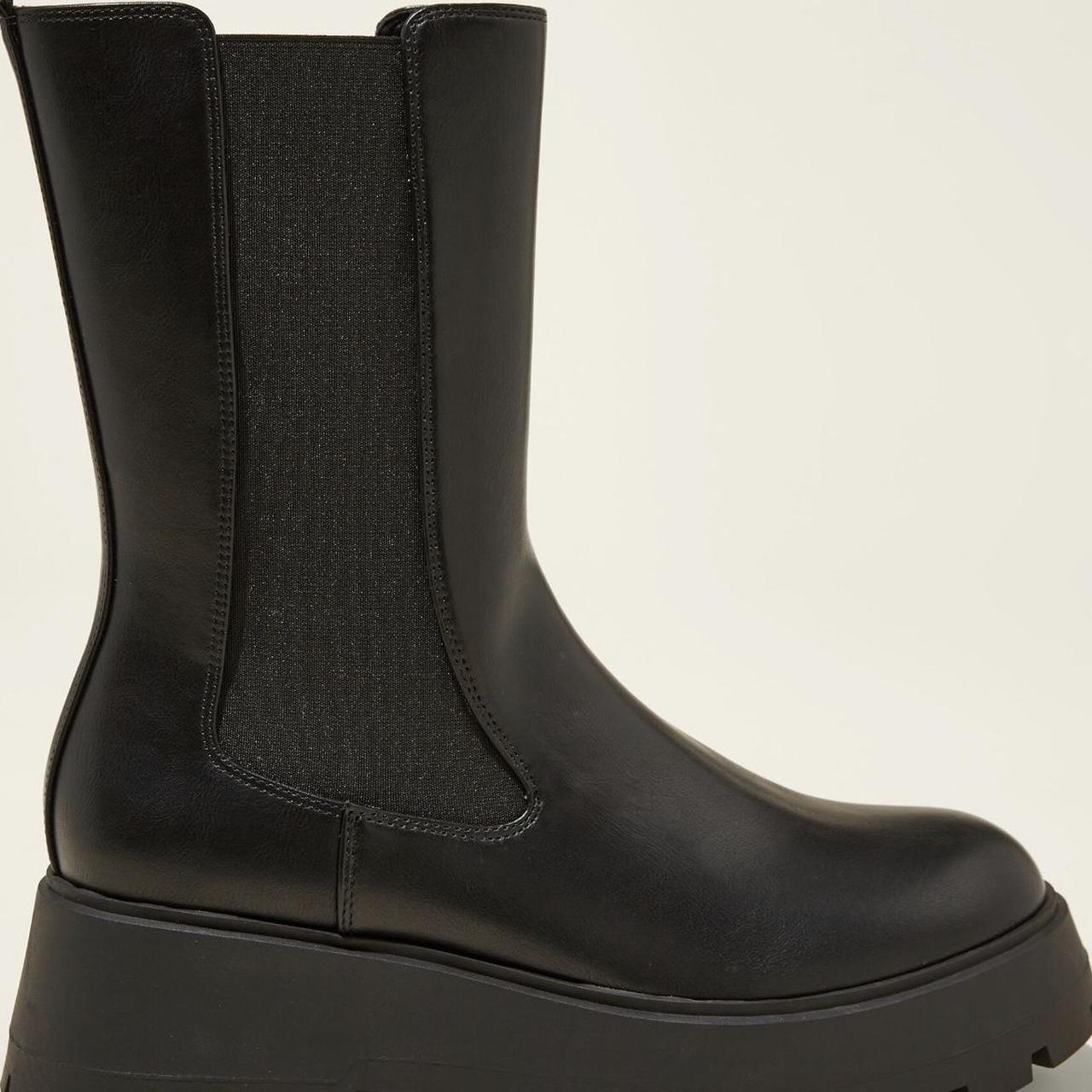 Rubi Avery Combat Chelsea Boot Size 42 Not... - Depop