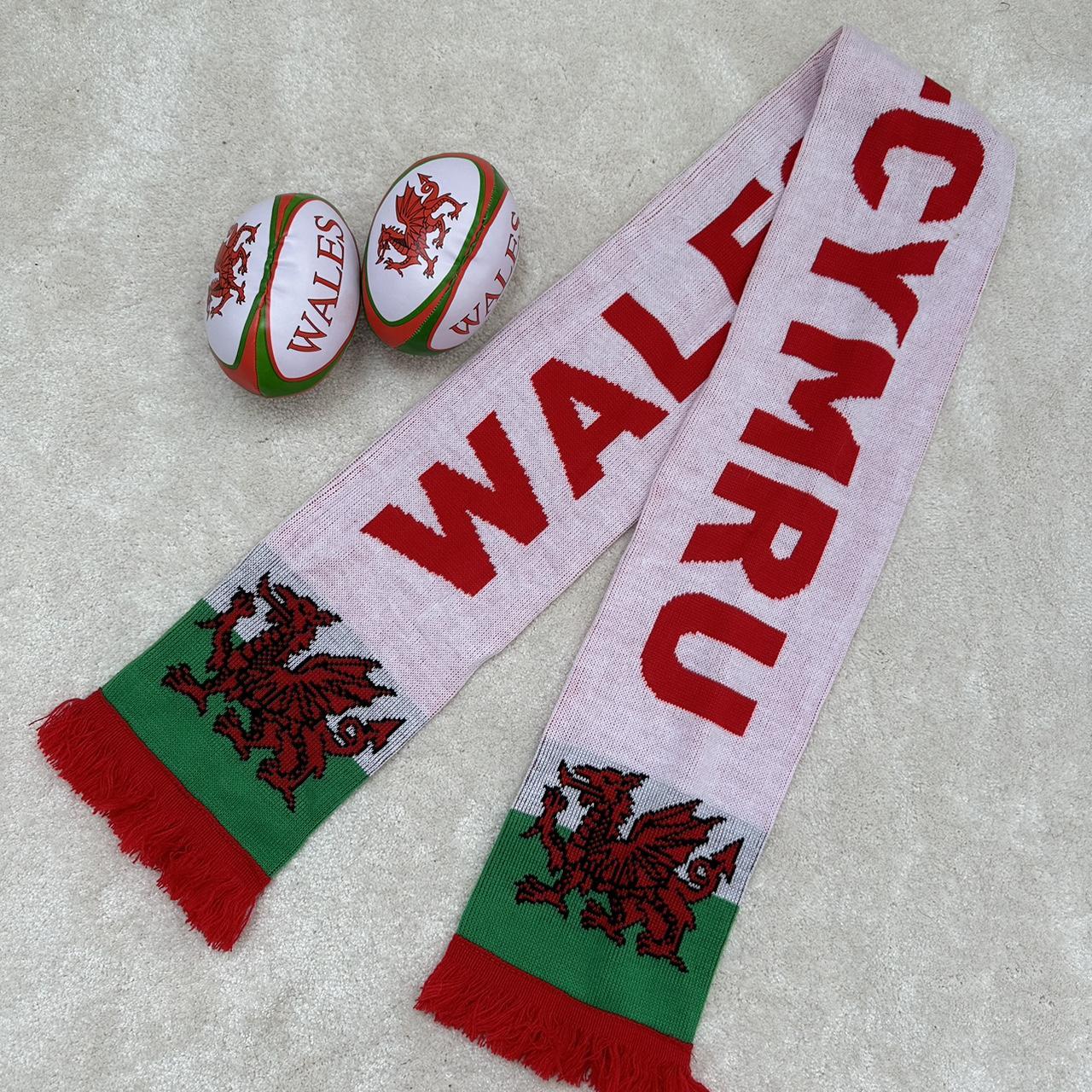 CUTE WALES KIT 🏴󠁧󠁢󠁷󠁬󠁳󠁿 READ MY BIO ‼️ POSTAGE AND... - Depop