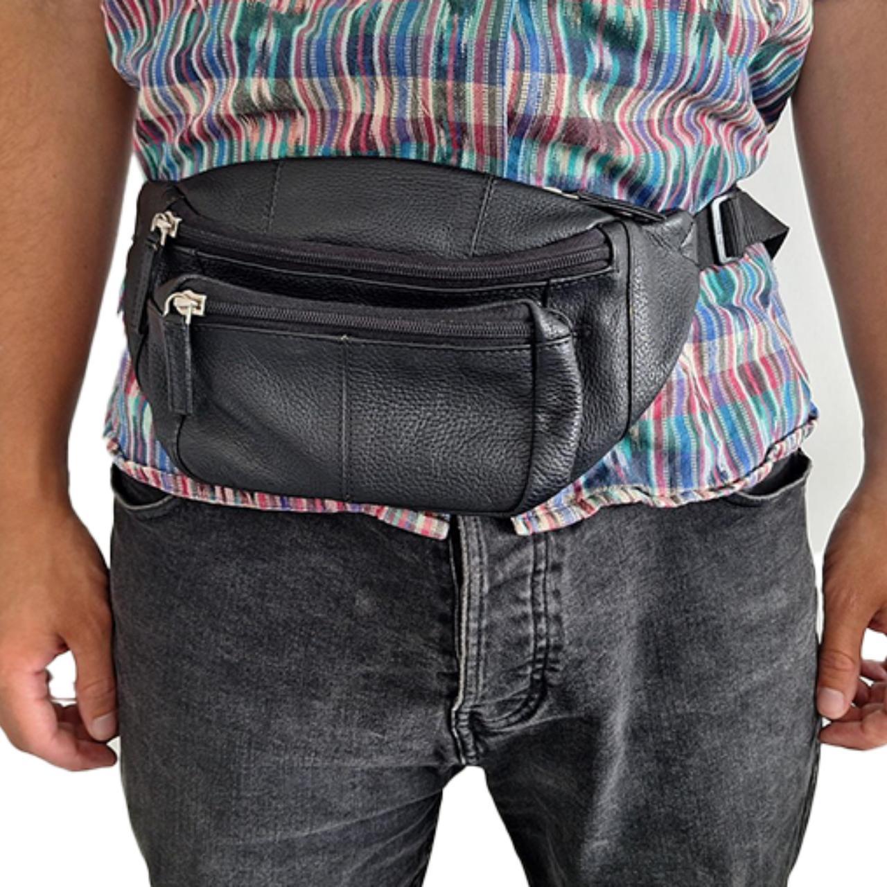 Men's Vintage Leather Belt Bag / Bum Bag. Large... - Depop