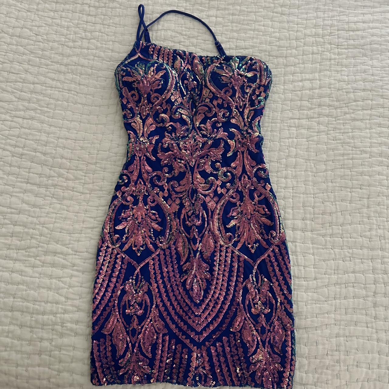 Windsor homecoming dress Blue with iridescent... - Depop