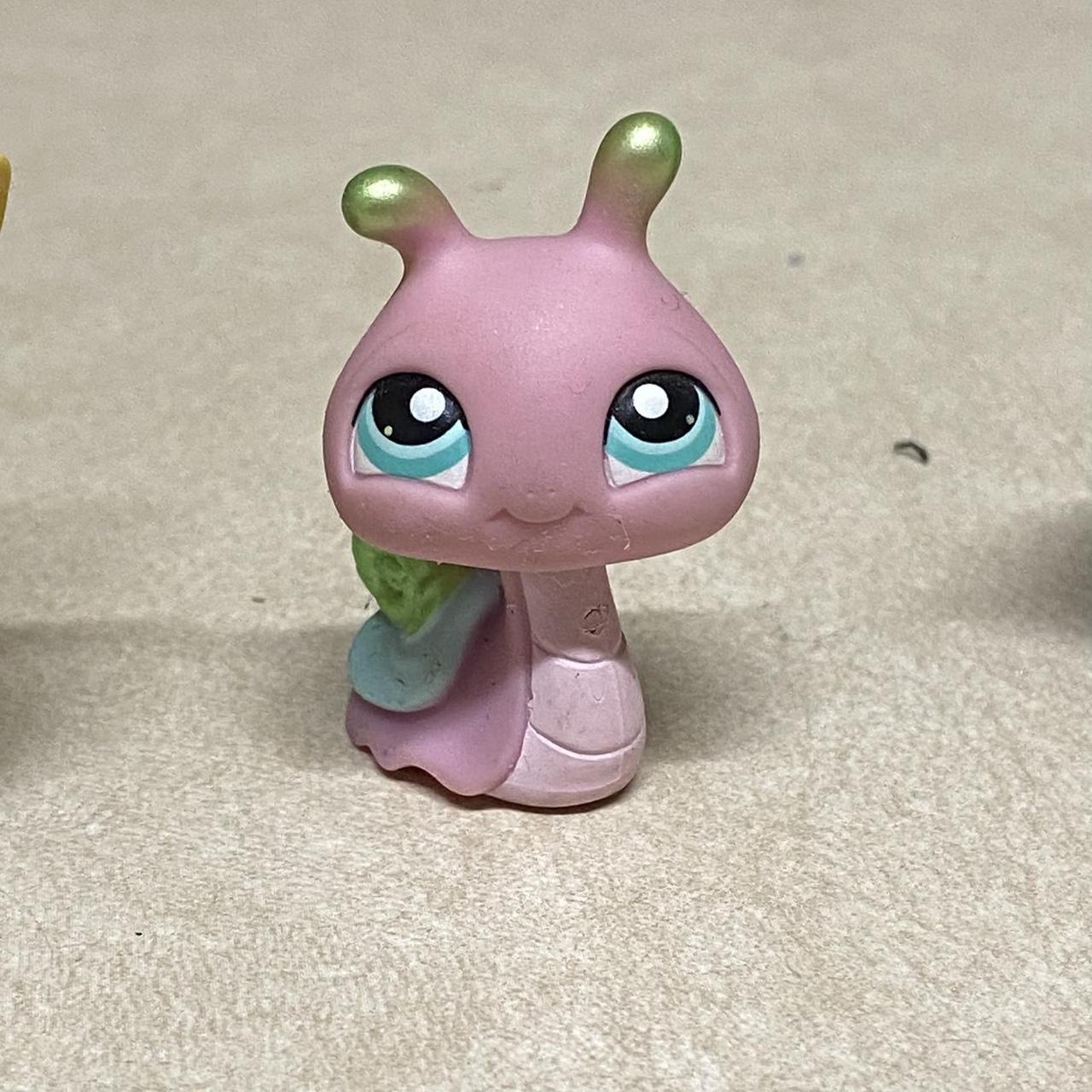 Pink and green LPS snail 🤍 has a cracked magnet... | Depop