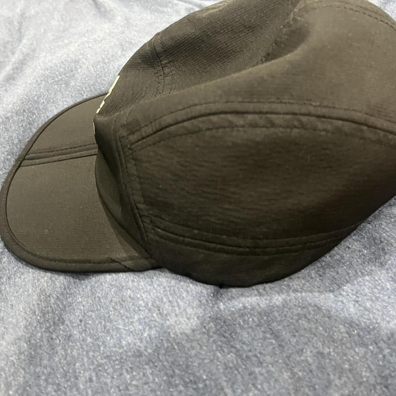 2xu running hat cap - Depop