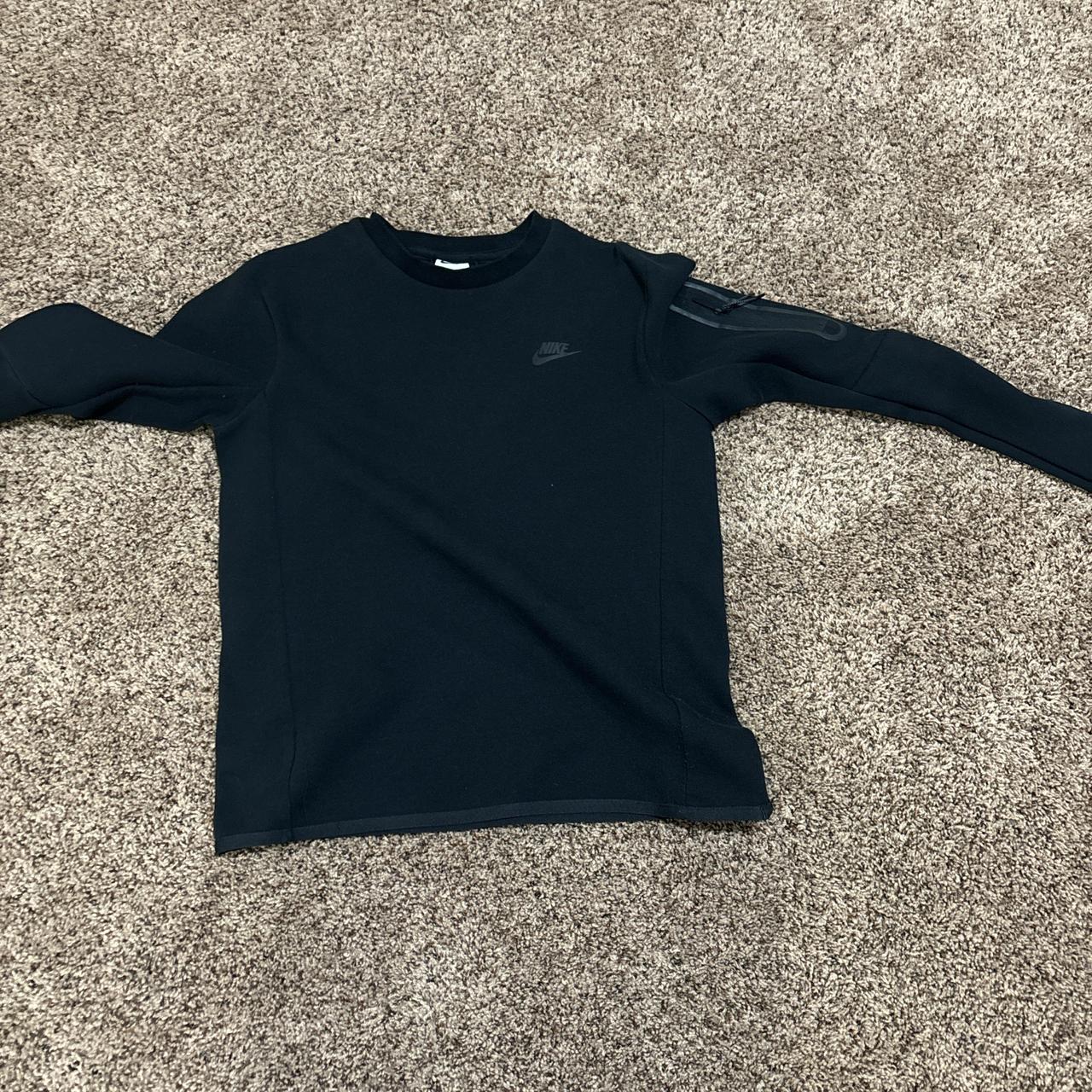 nike tech sweatshirt size small dm with questions! - Depop