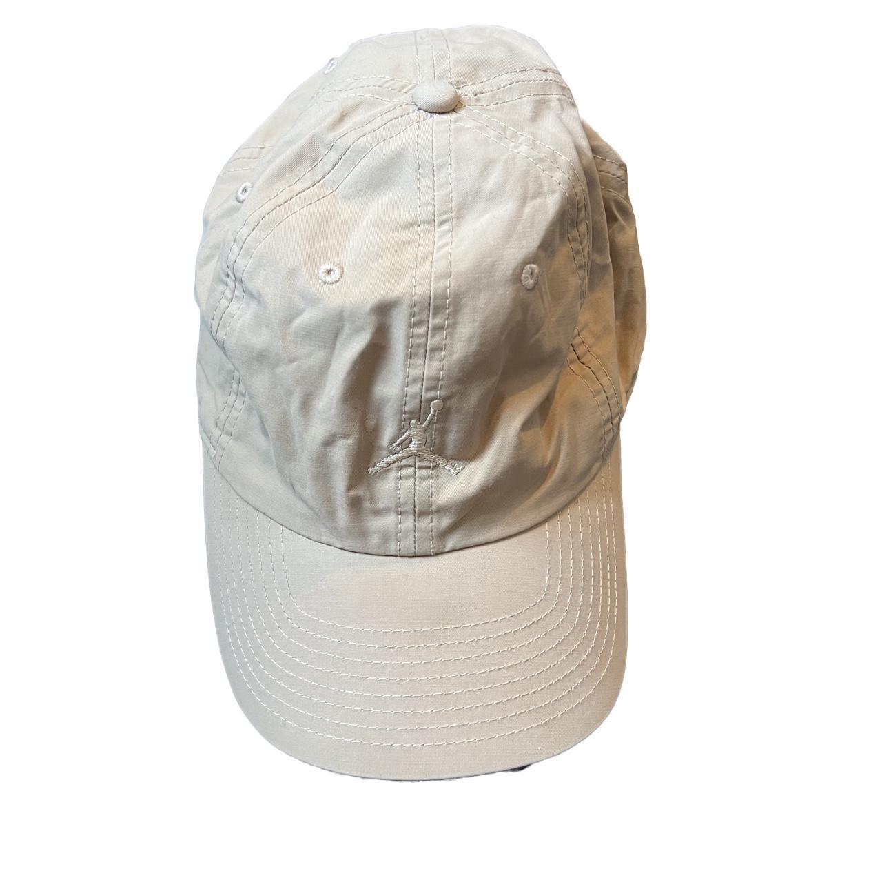 Nike Women's Tan and Cream Hat | Depop