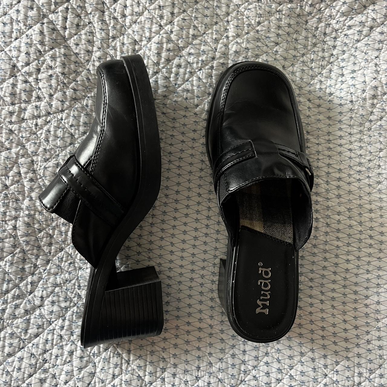 Vintage mudd mule/loafer heels. Perfect condition 9... - Depop