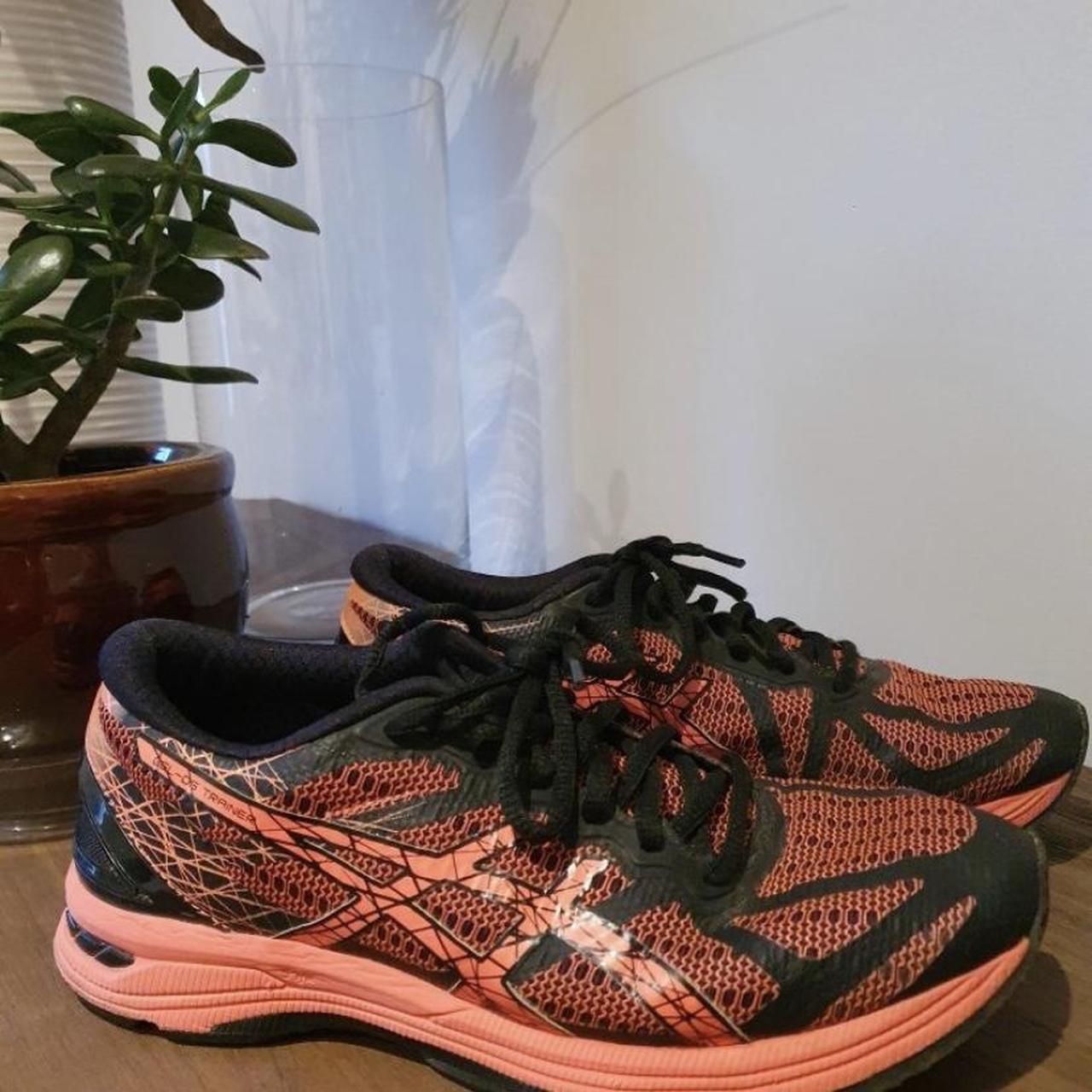 ASICS Barely worn, AUS size 7 #asics #black... - Depop