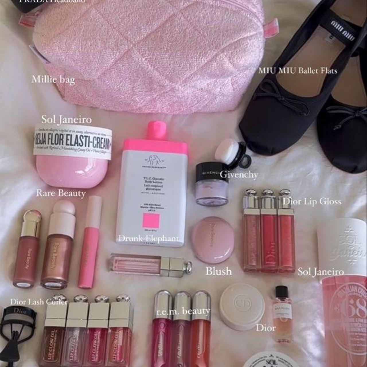 Doing makeup bundles for a limited time!! Message me... - Depop