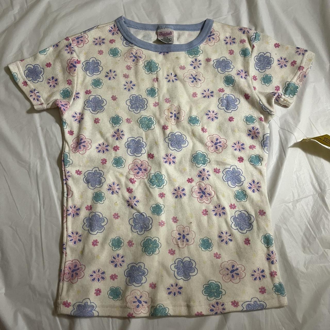 y2k graphic baby tee Kids size fits best a xs to... - Depop