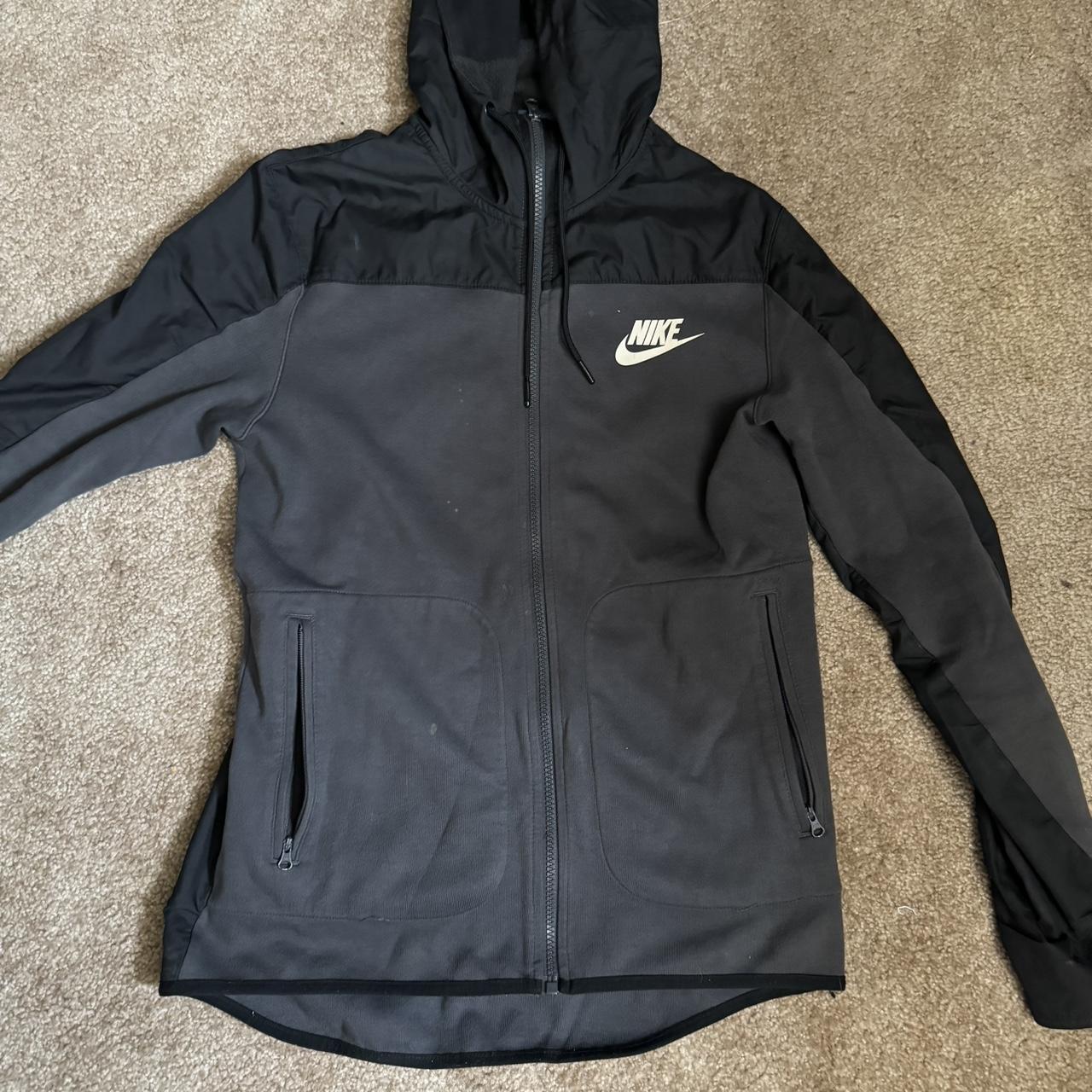 Nike zip up jacket - Depop