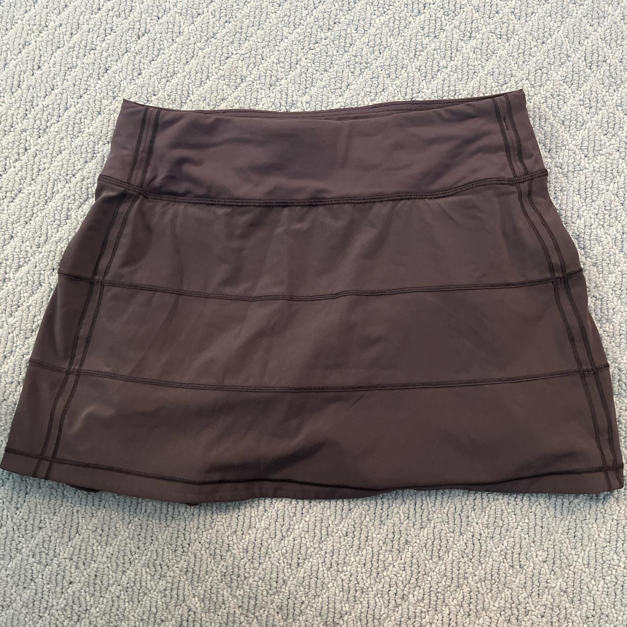 Lululemon skirt with built in shorts - Depop
