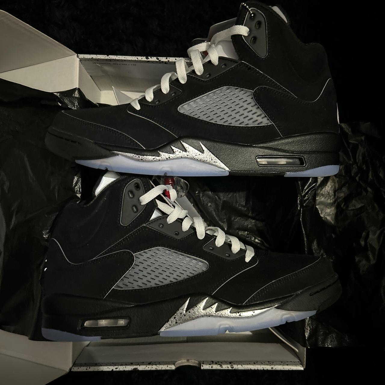 og retro 5s, never worn 1-2 day shipping open to... | Depop