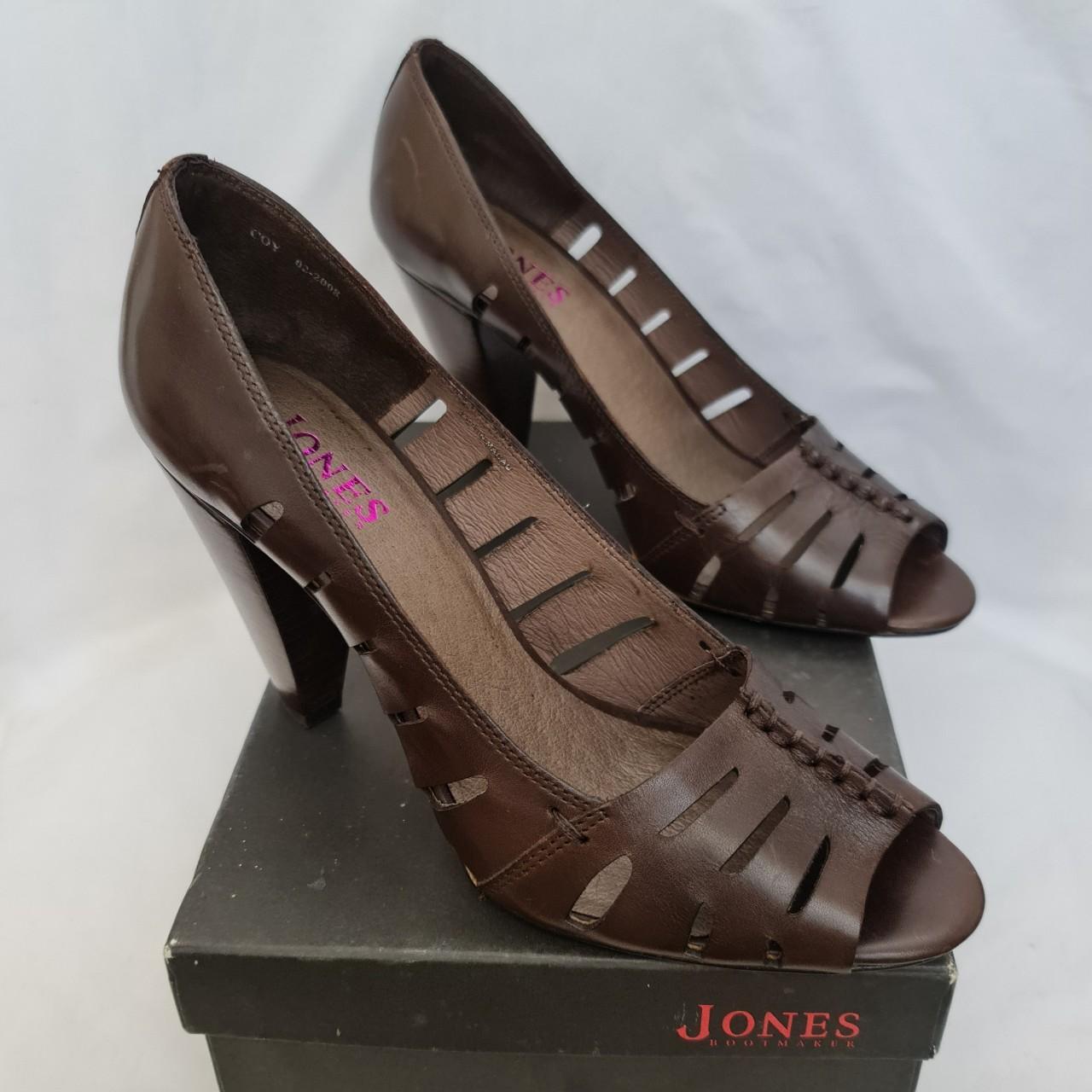 Jones Bootmaker Coy Womens Size 7 Court Heel Peep... - Depop