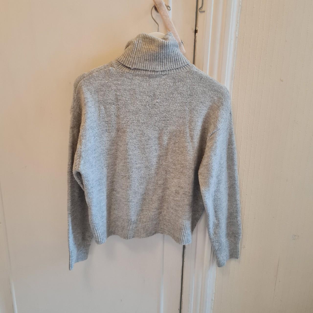New Look Women's Grey Jumper | Depop