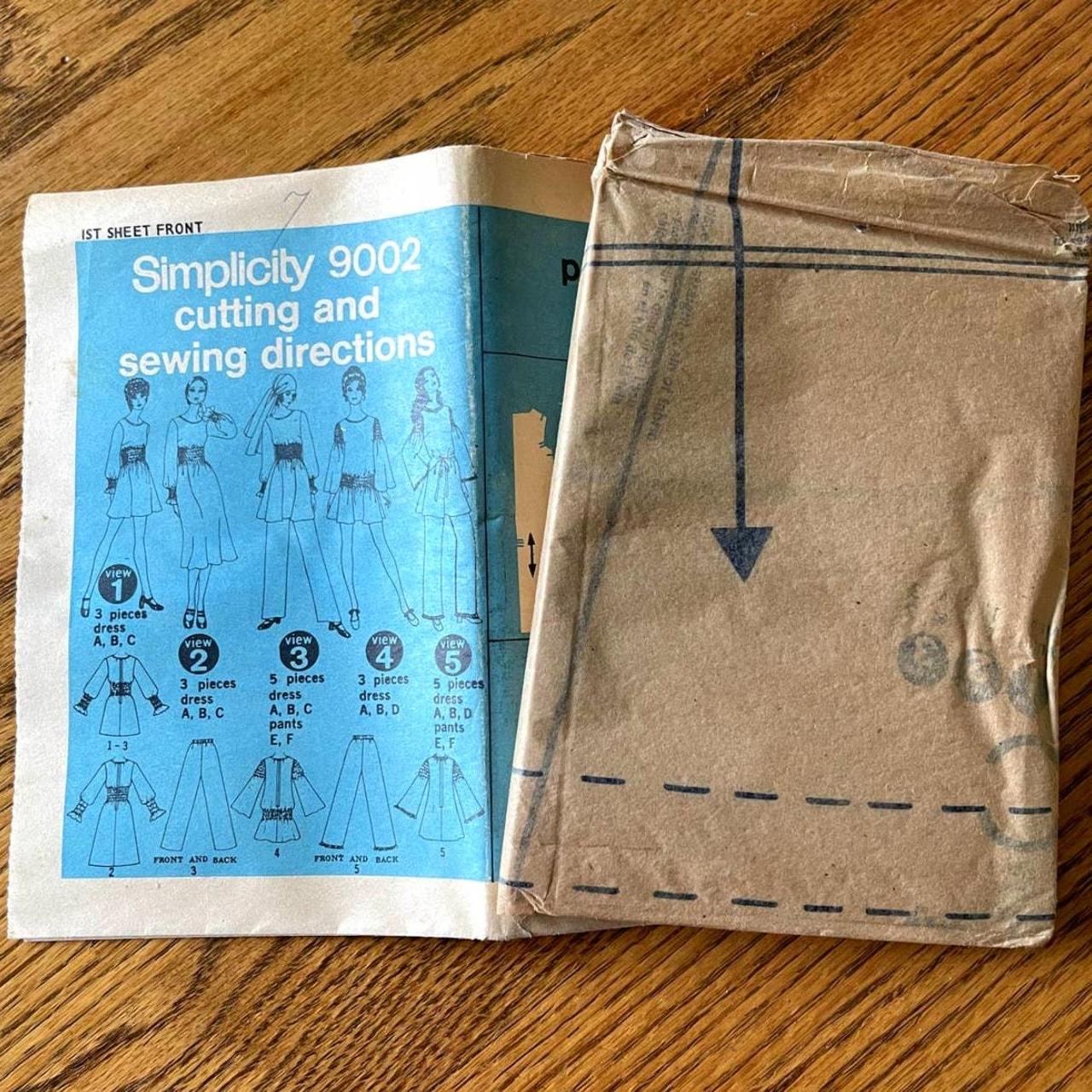 Vintage 1970s Simplicity 9002 Sewing Pattern Size... | Depop