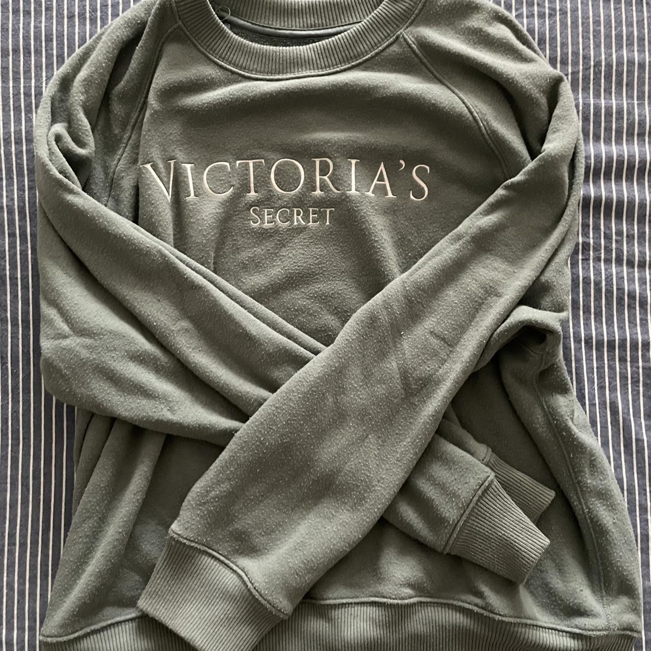 Victoria Secret sweater ♡ size Large ♡ worn a few... - Depop