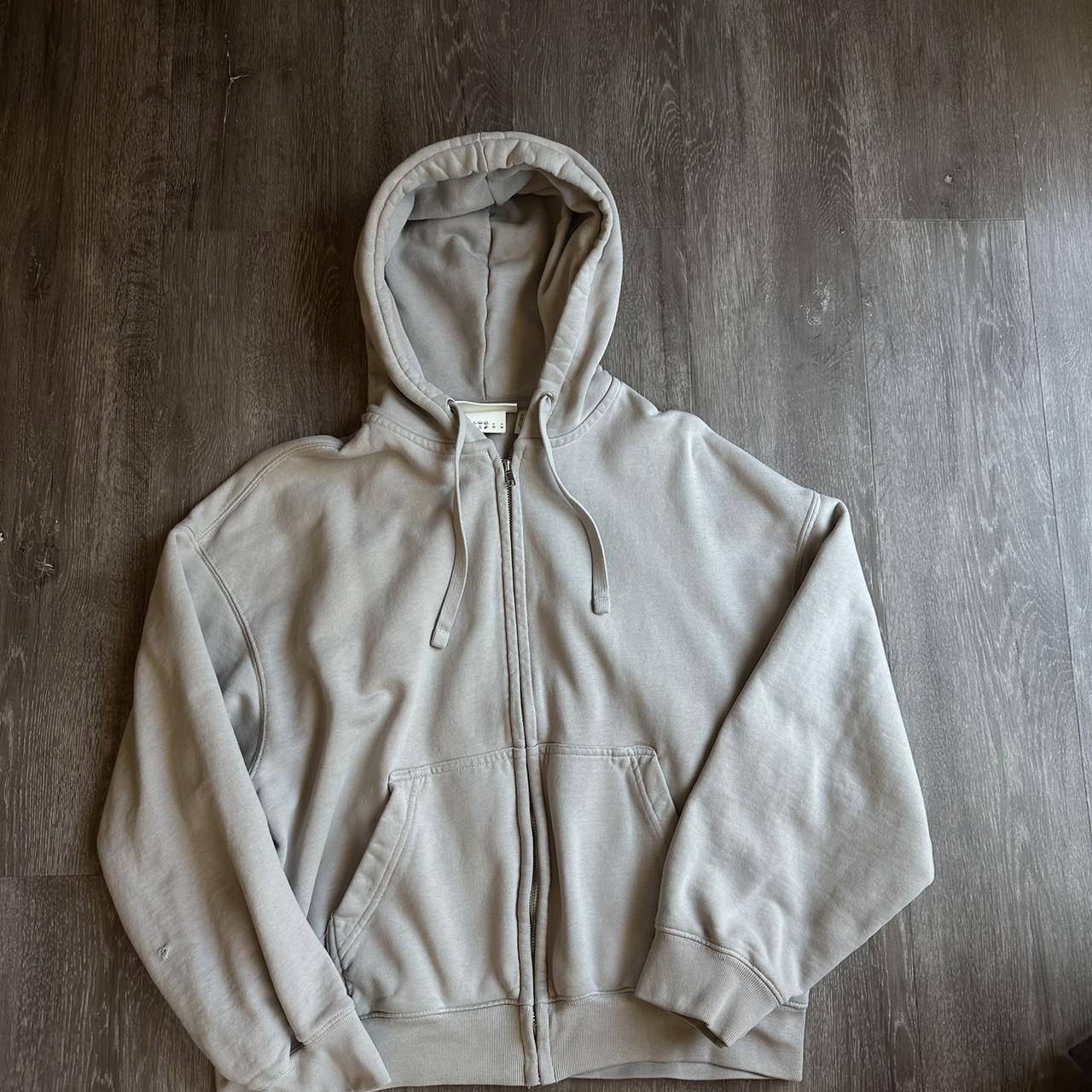 Cropped cream zip up - Depop