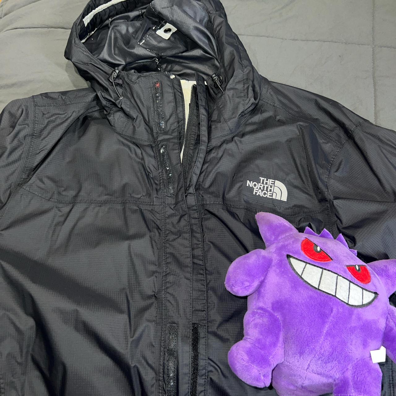 north face windbreaker the inside is peeling size m - Depop