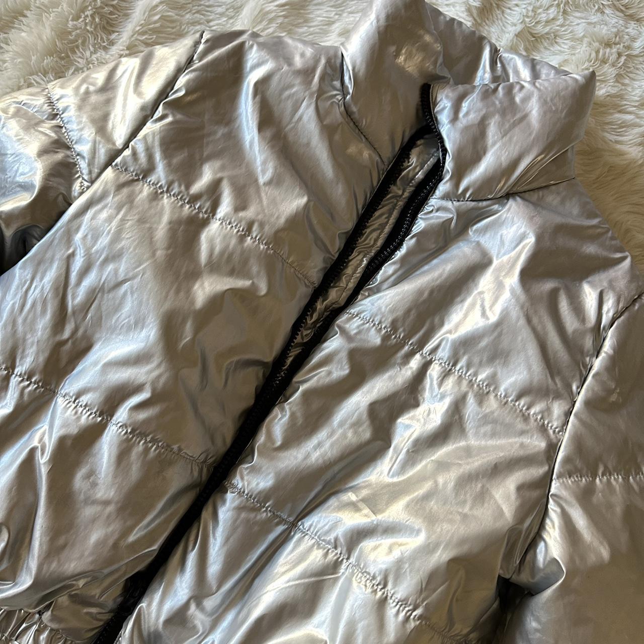 Metallic silver cropped puffer! In brand new... - Depop