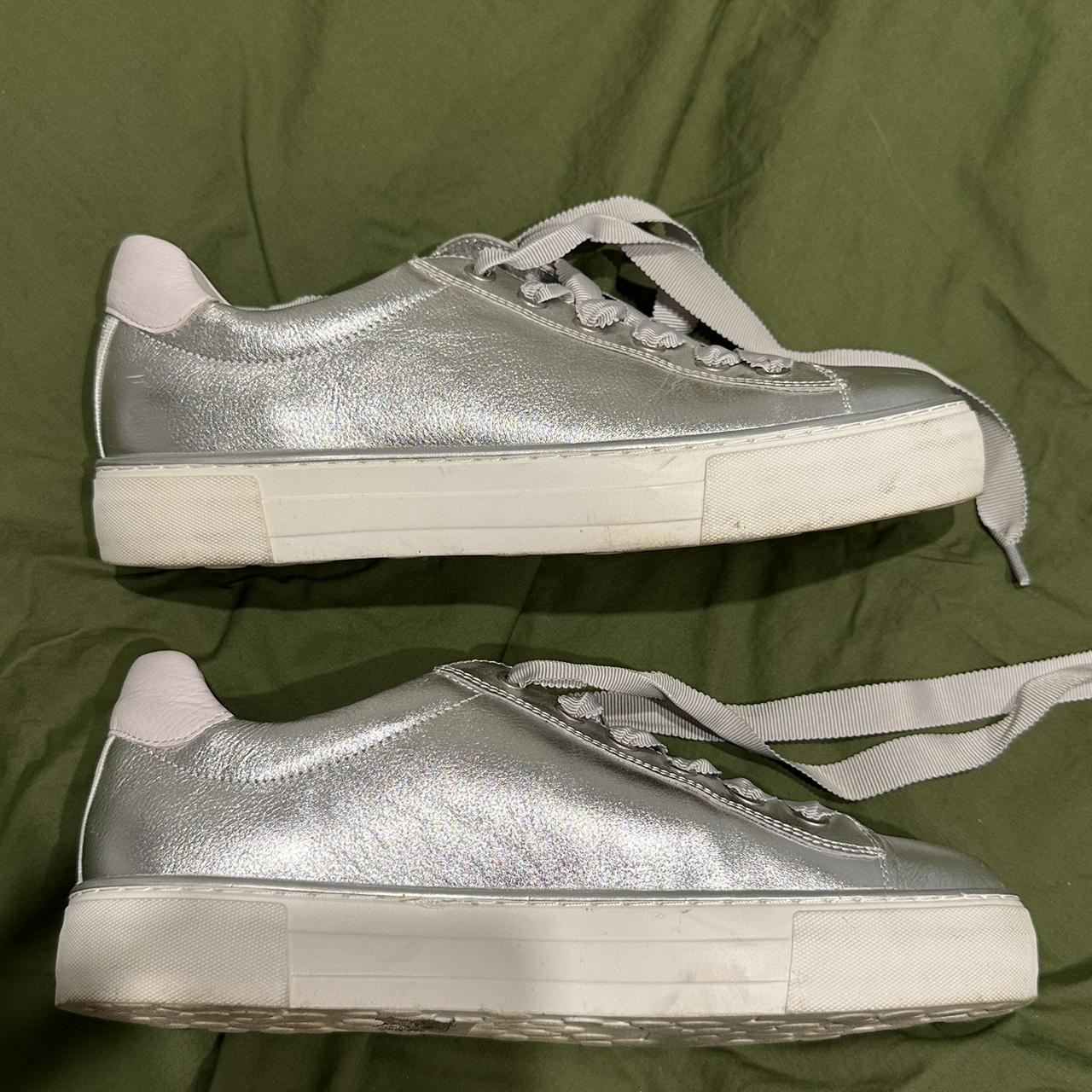 Midas silver shoes. Great condition. Size 8 aus - Depop