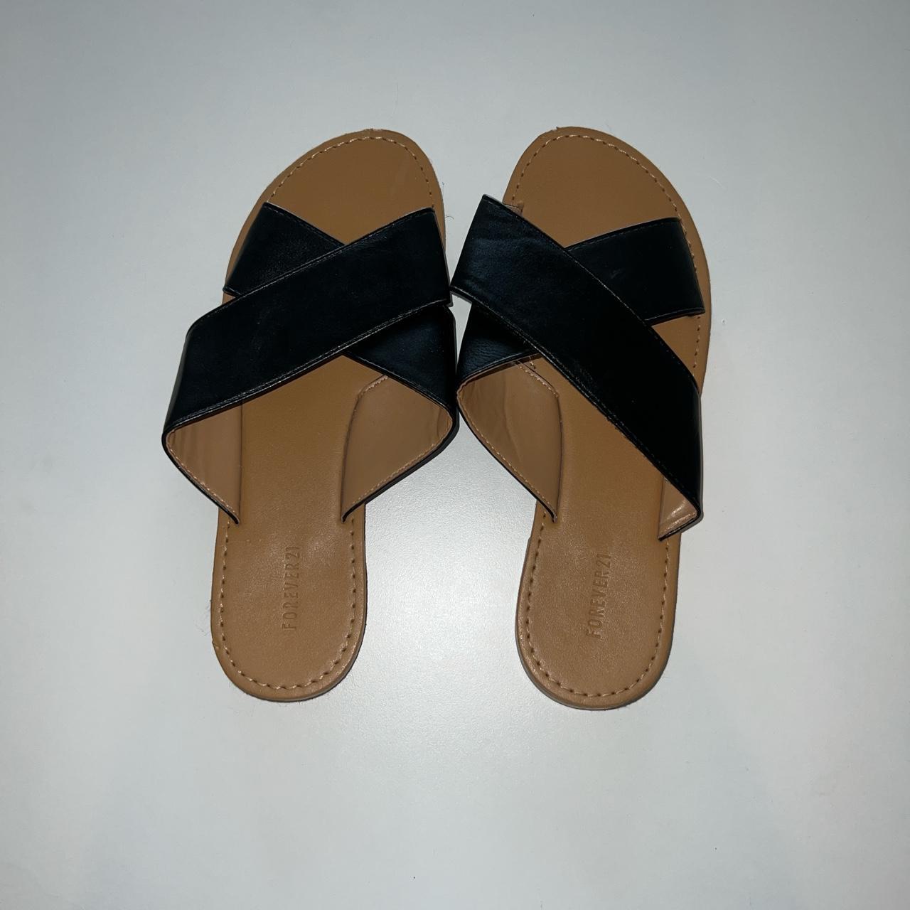 Forever 21 Slide on Sandals Only worn a few times 5.5 - Depop