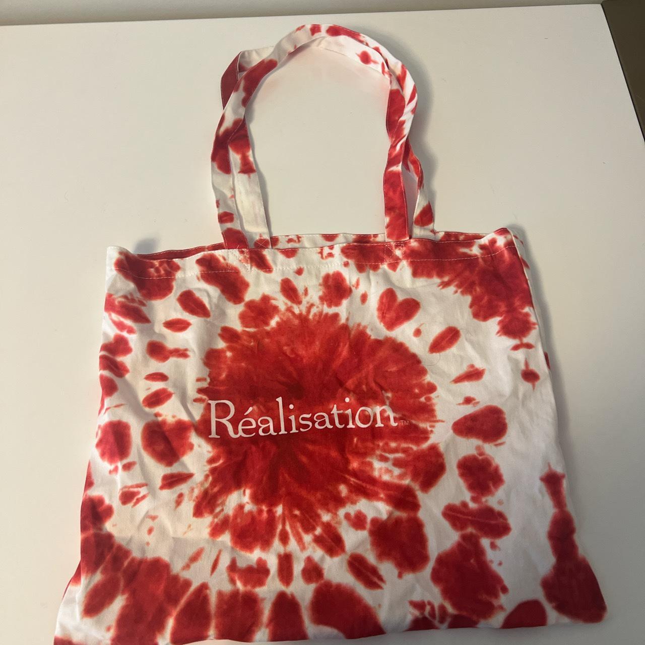 Realisation par tote bag - Depop