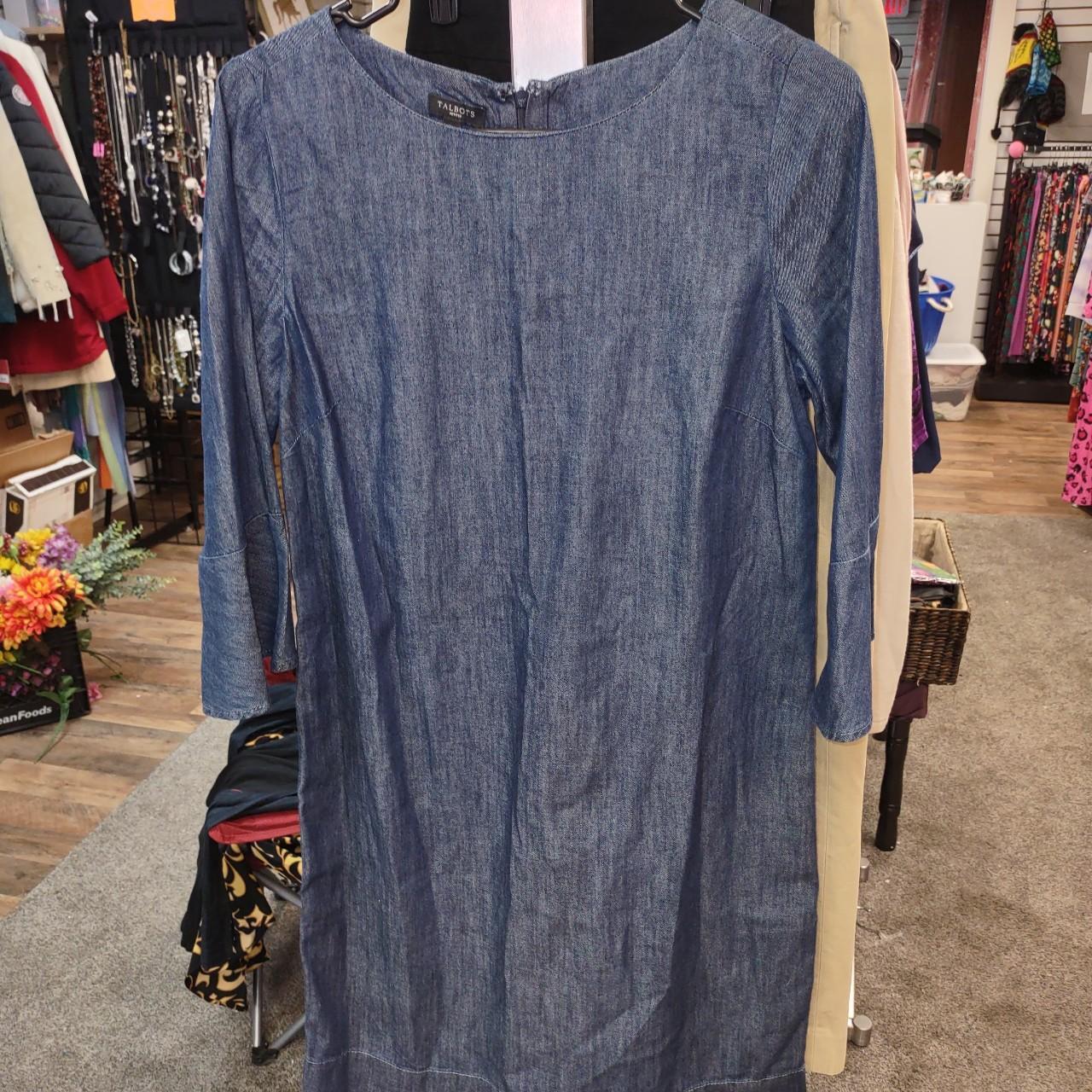 Lightweight blue denim midi dress from Talbots... - Depop
