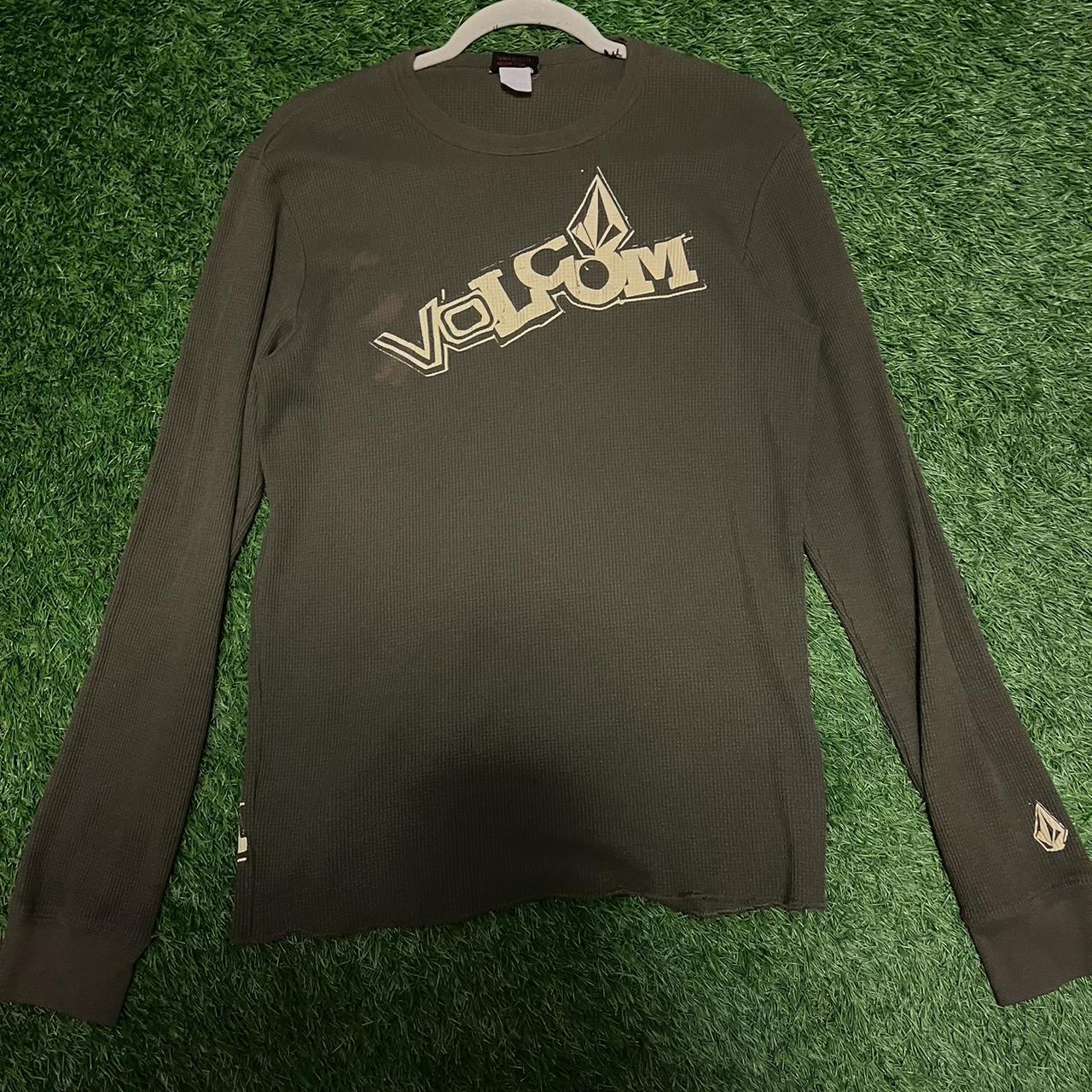 Really cool vintage volcom thermal size large... - Depop