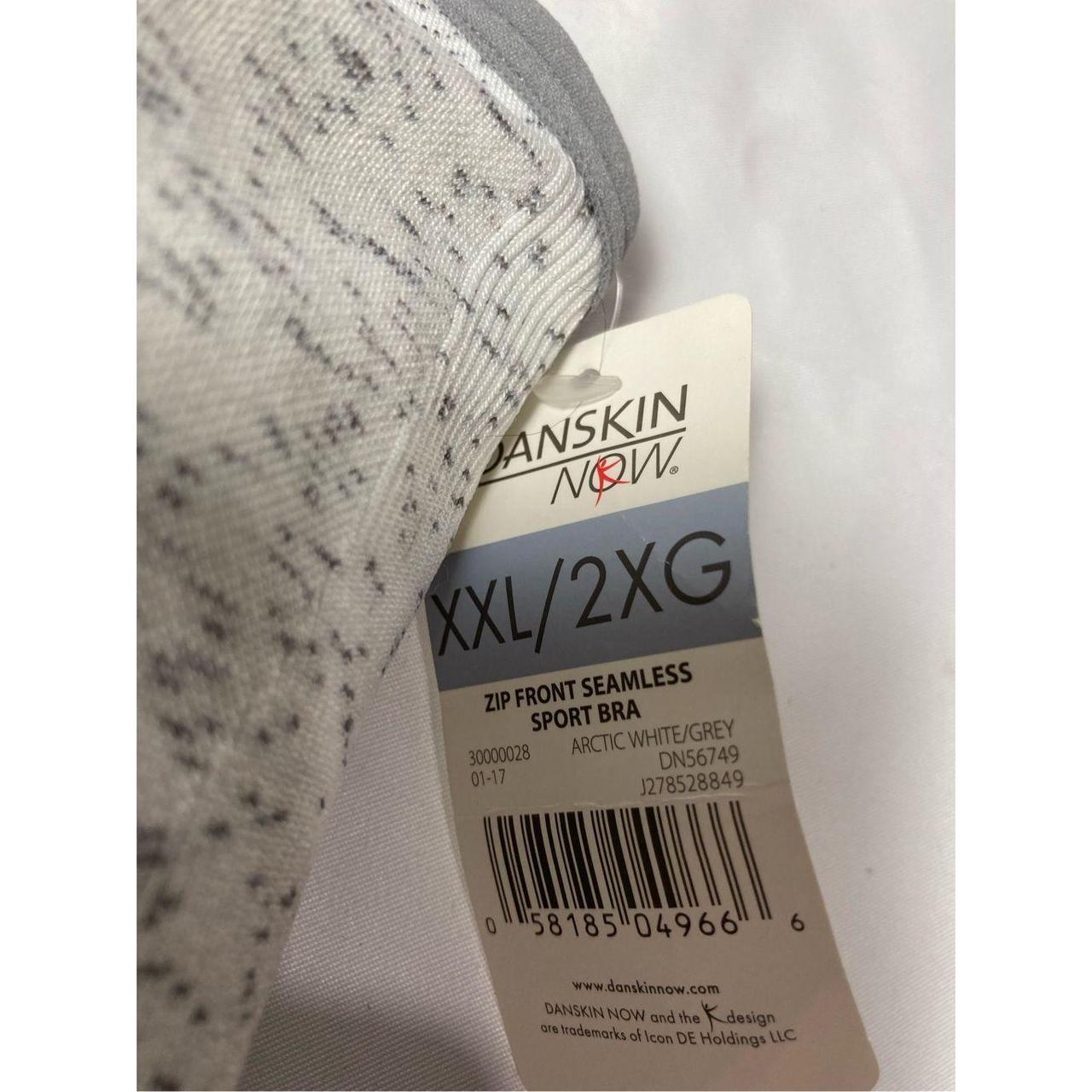 Danskin Now Zip-Front Sports Bra Racer-Back XXL Get... - Depop