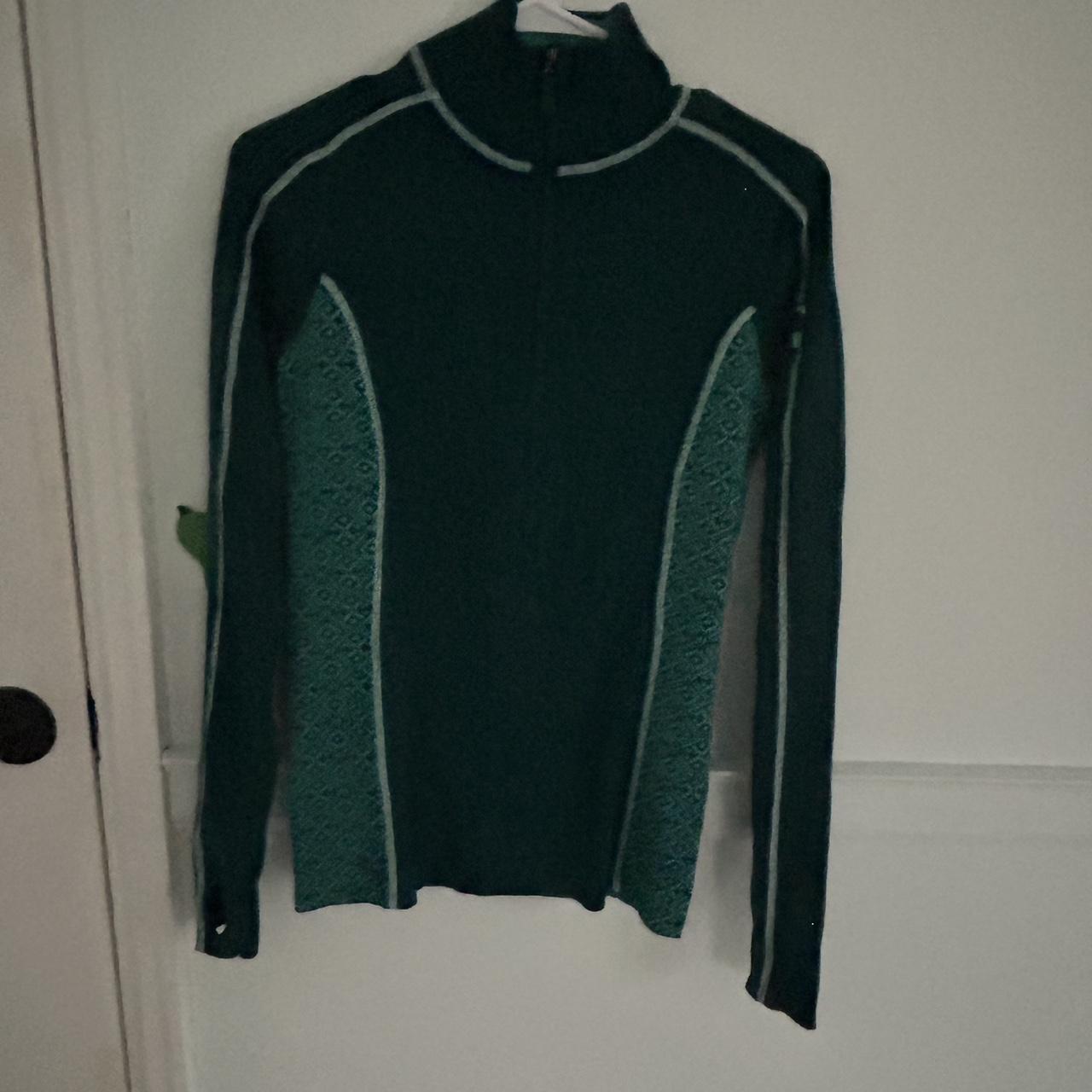 Athleta half zip fleece in a size small great... - Depop