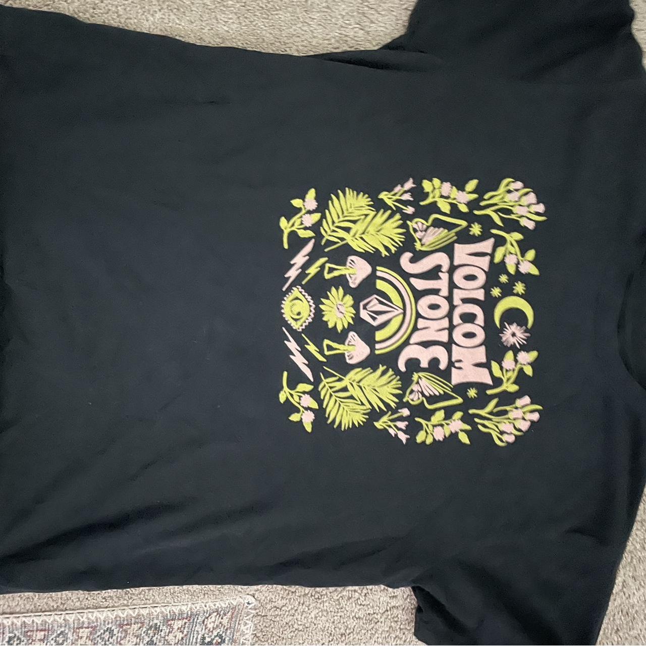 Volcom Women's Black T-shirt | Depop