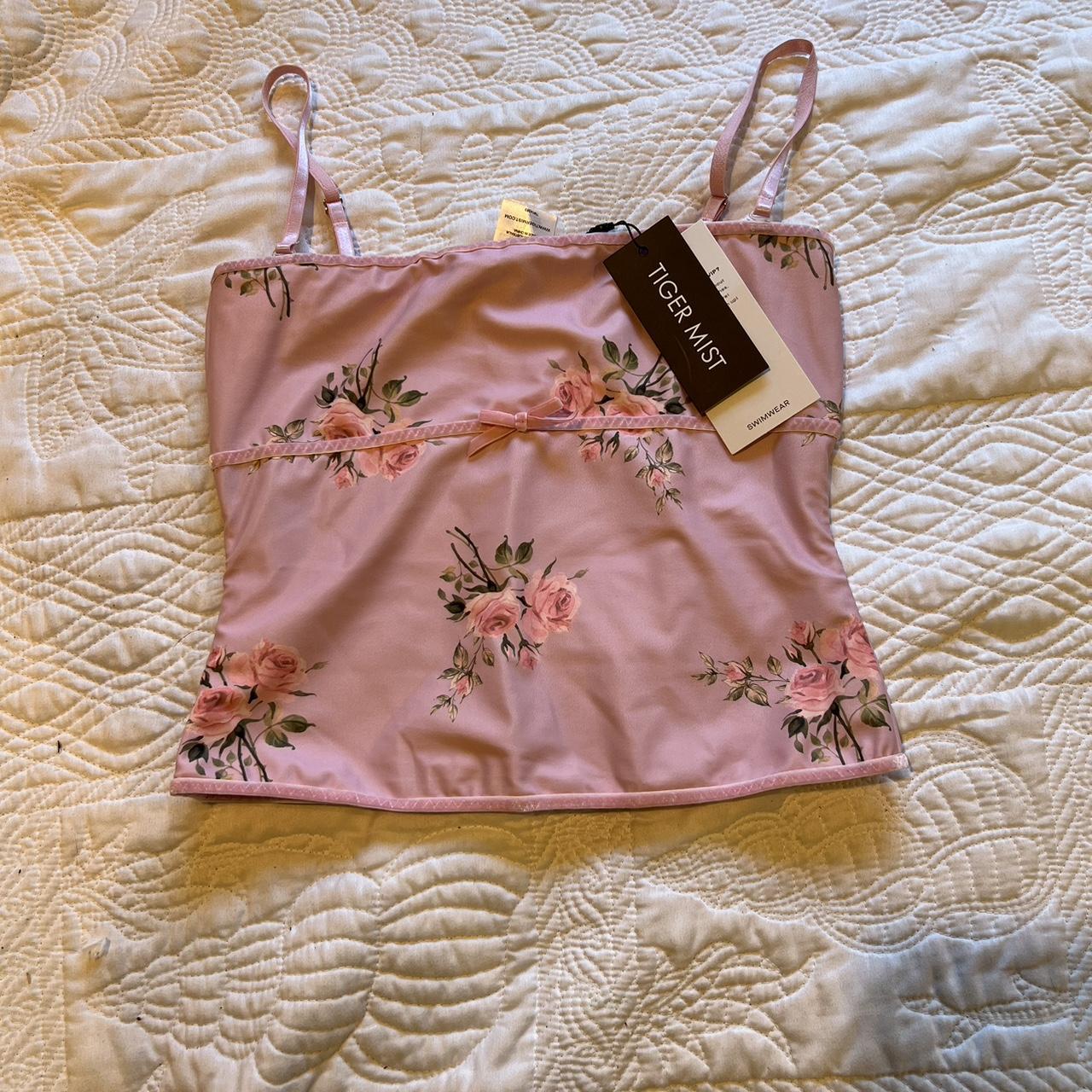 Tiger Mist top💐 - Depop