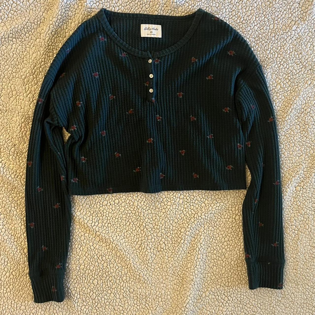 Gilly Hicks Women's Green and Red Crop-top | Depop