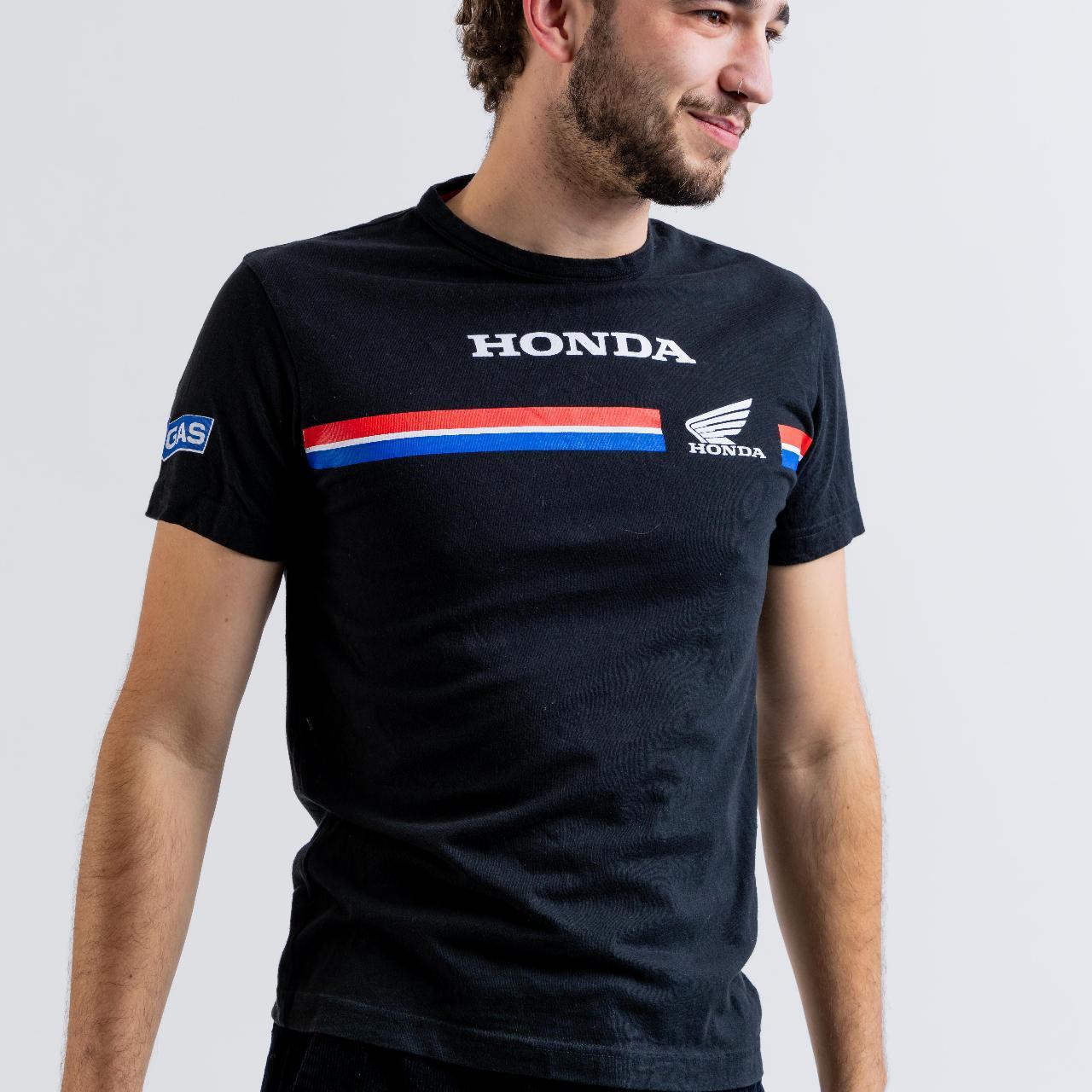 Unisex Honda Tee - size M Racing Vintage item no. 1R - Depop
