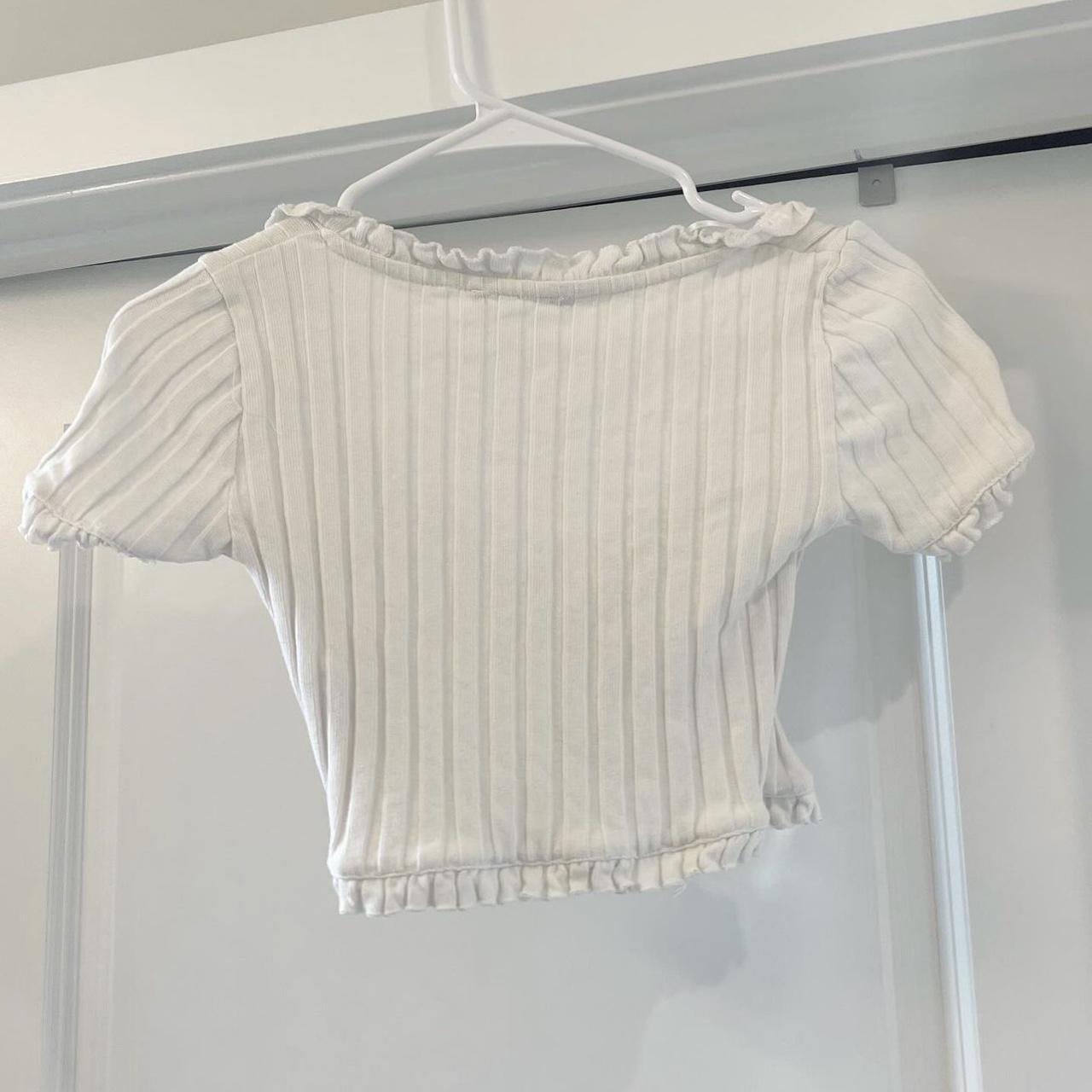 Zara white ruffle crop t-shirt Super cute! Worn a... - Depop