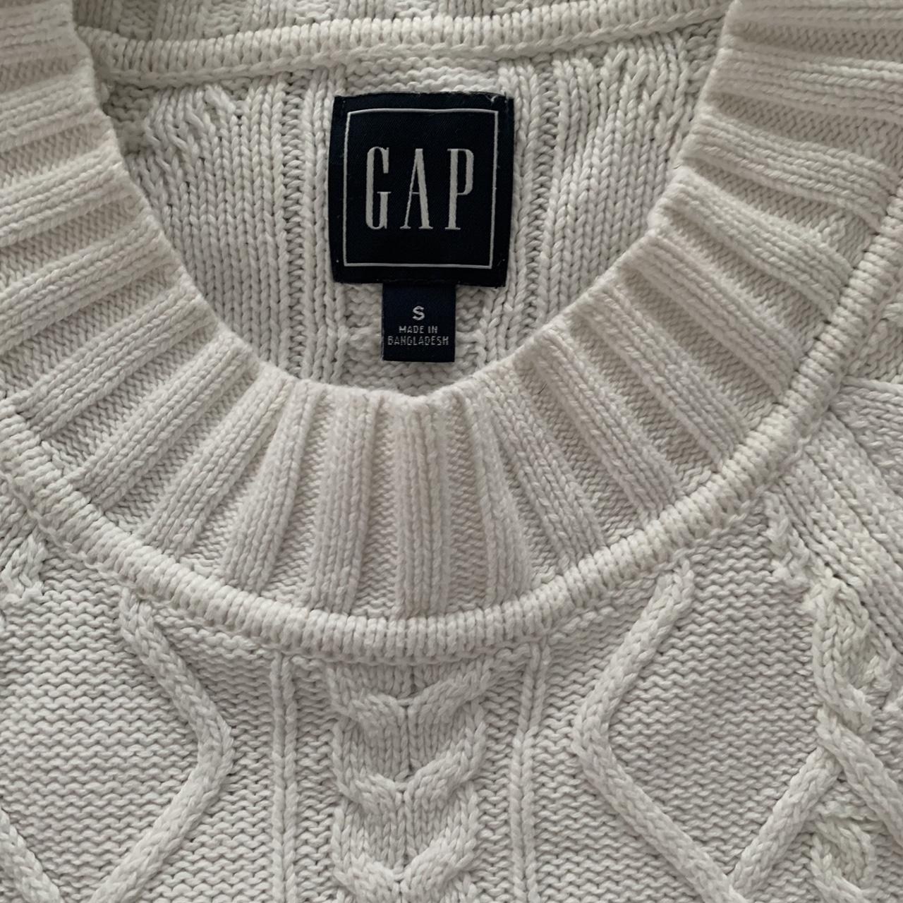 white gap sweater 🧸🎧 cable knit size s like new... - Depop