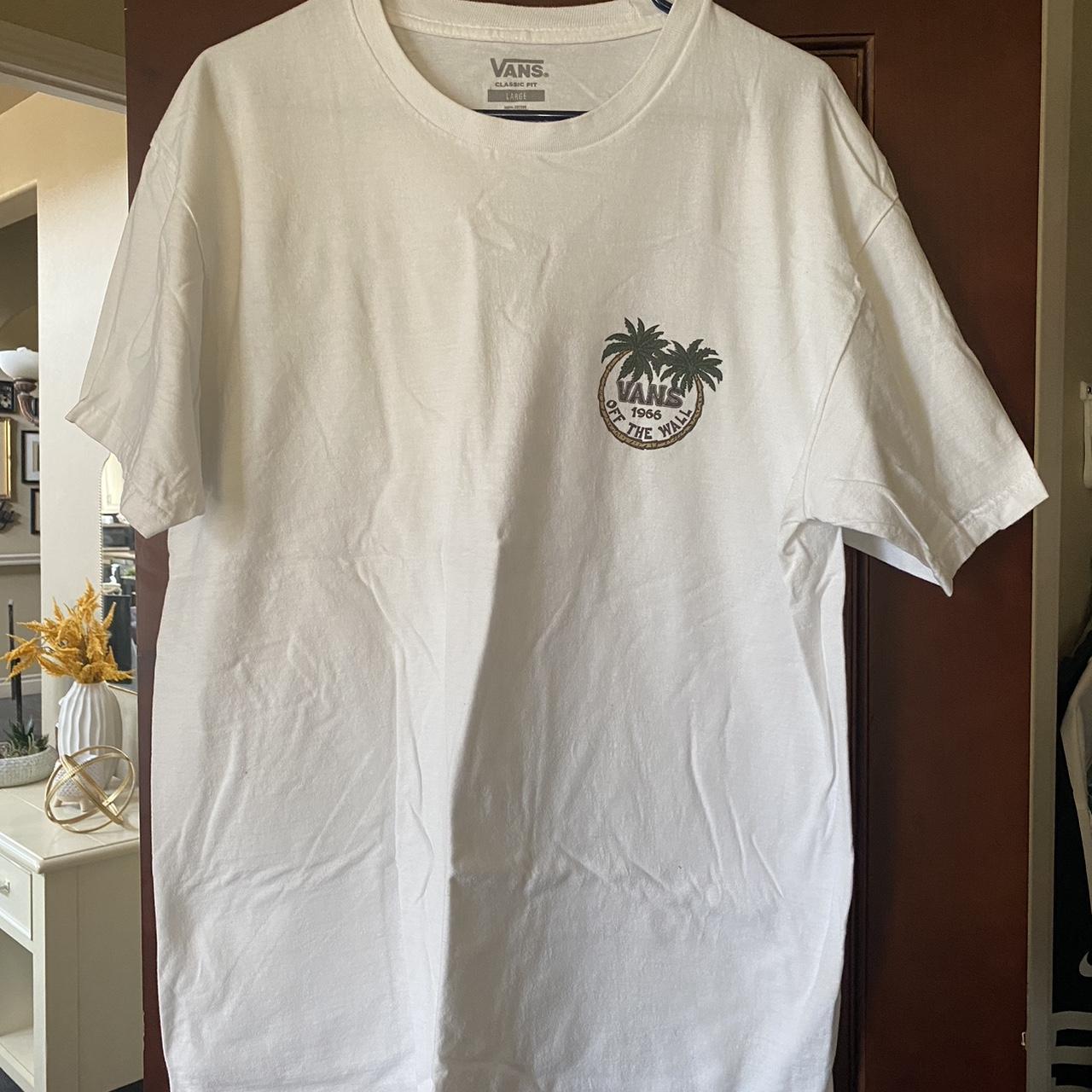 Vans Mens Graphic Tee Large - Depop