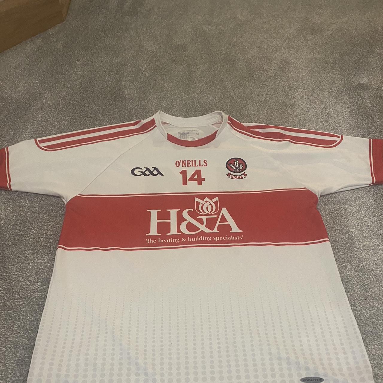 Derry Gaa Jersey Size Medium Number 14 - Depop