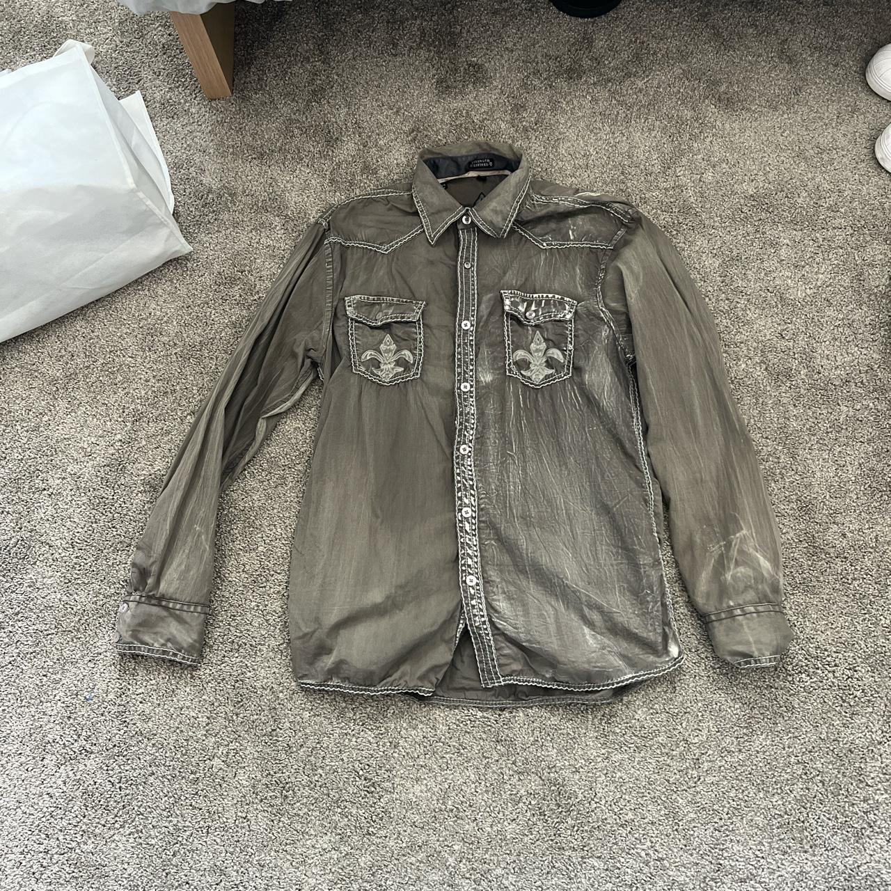 Roar Affliction Button up No flaws Size-L Feel... - Depop