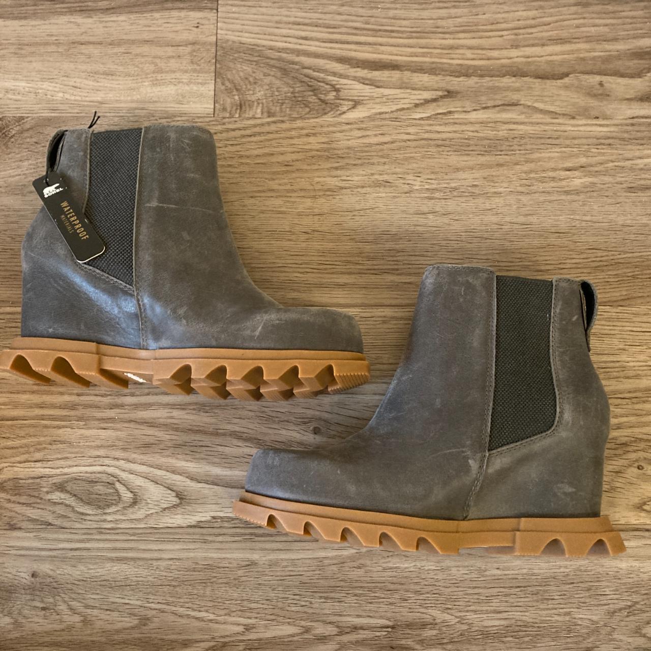 Sorel Women's Joan of Arctic Wedge III Chelsea Boot... - Depop