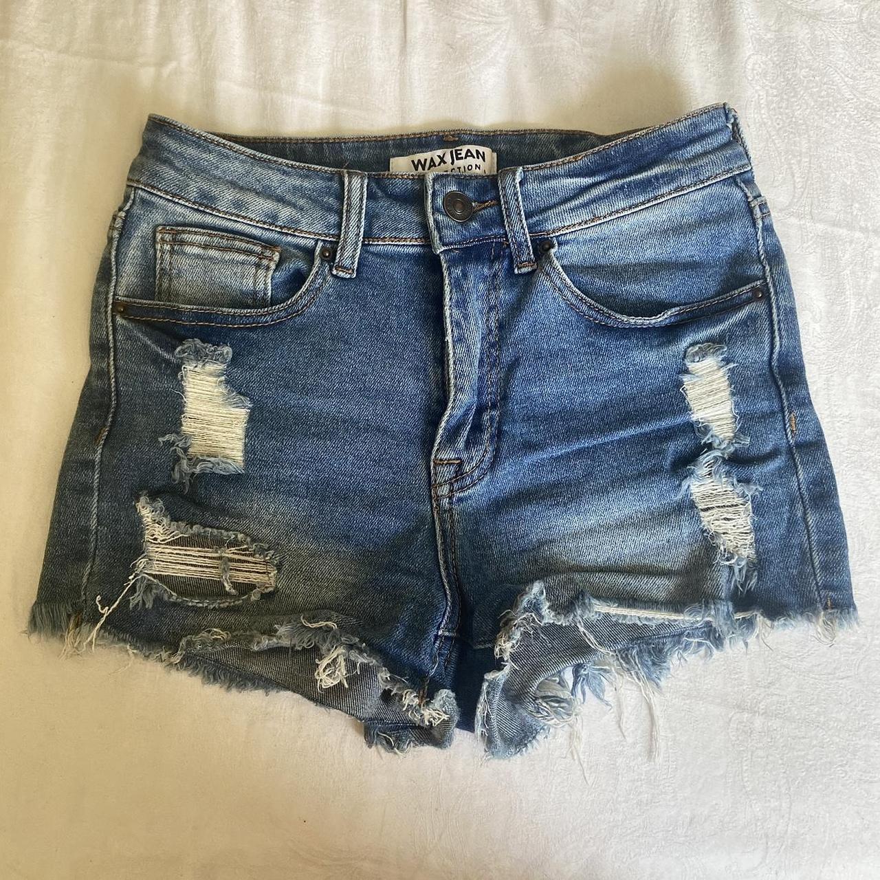 wax jean collection shorts fairly used size small - Depop