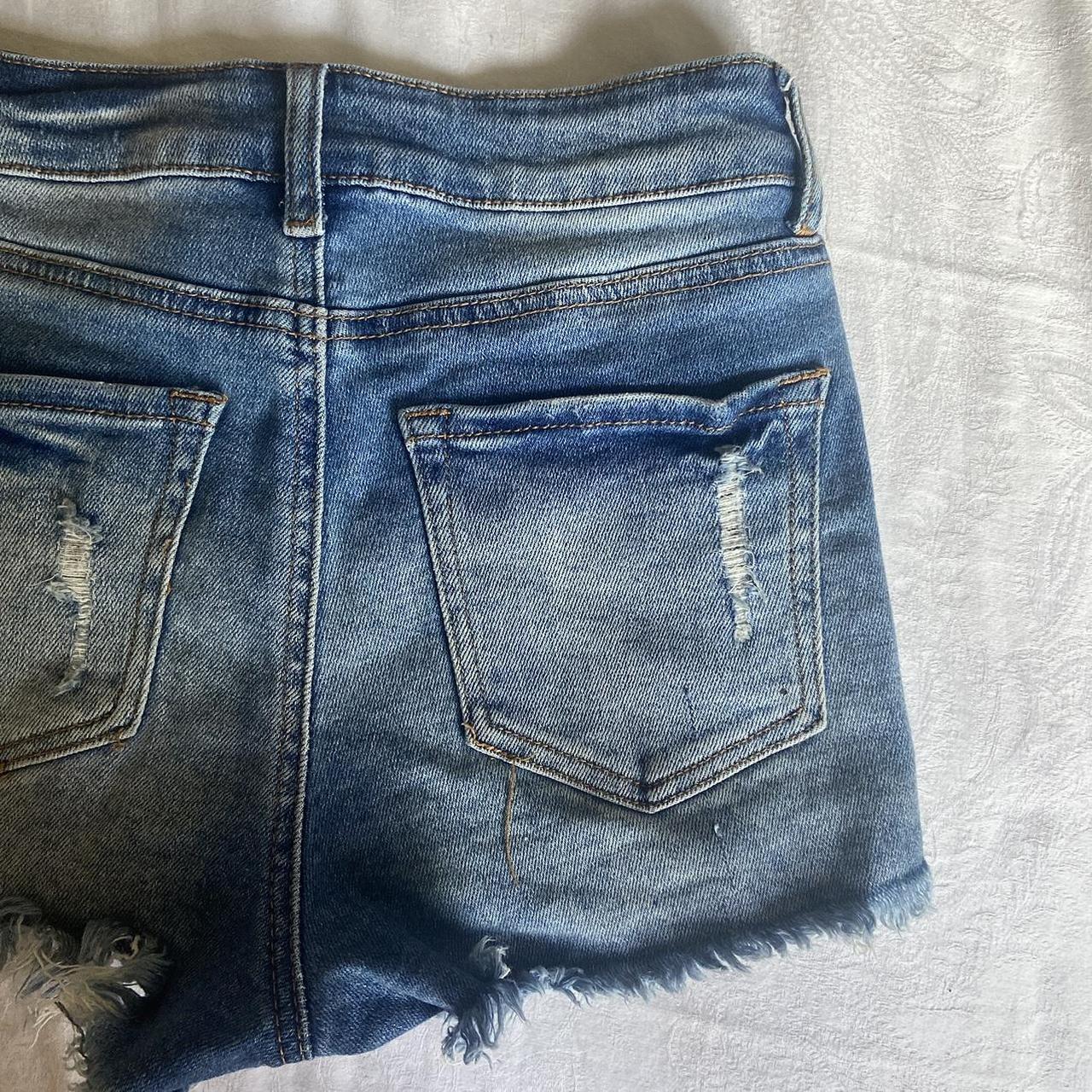 wax jean collection shorts fairly used size small - Depop
