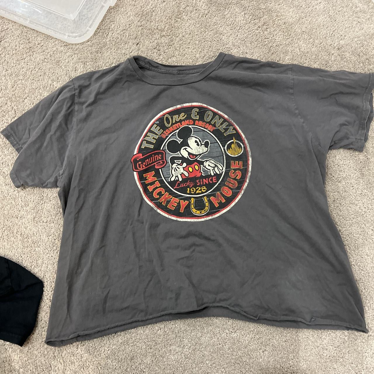 Vintage number nine Mickey Mouse tee - Depop