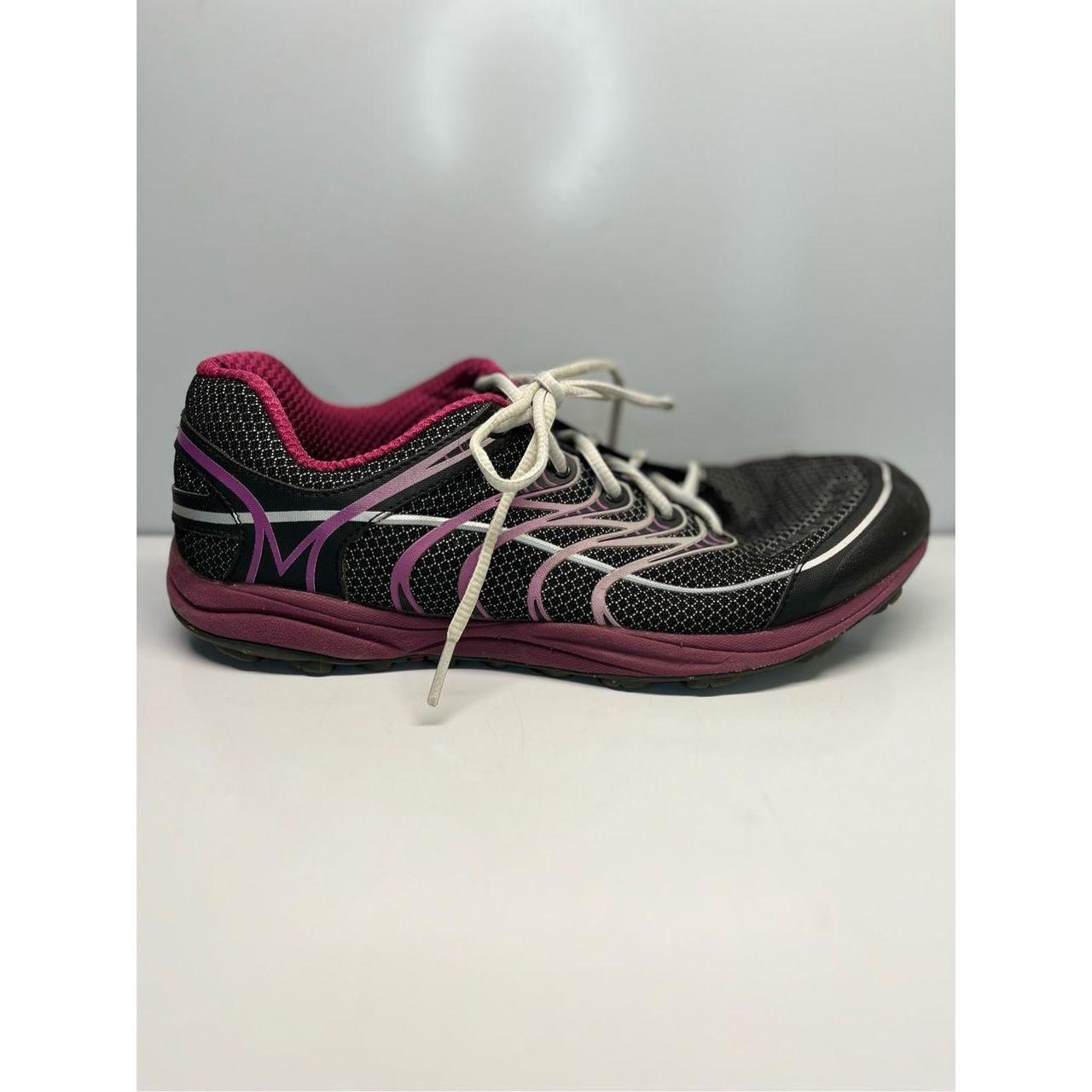 Merrell Women's Black Trainers | Depop