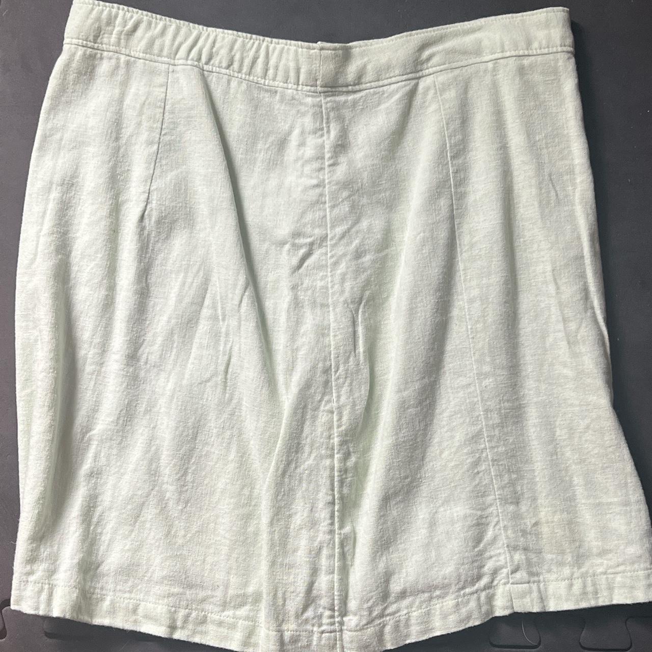Abercrombie Light Green Mini Skirt! Super cute and... - Depop