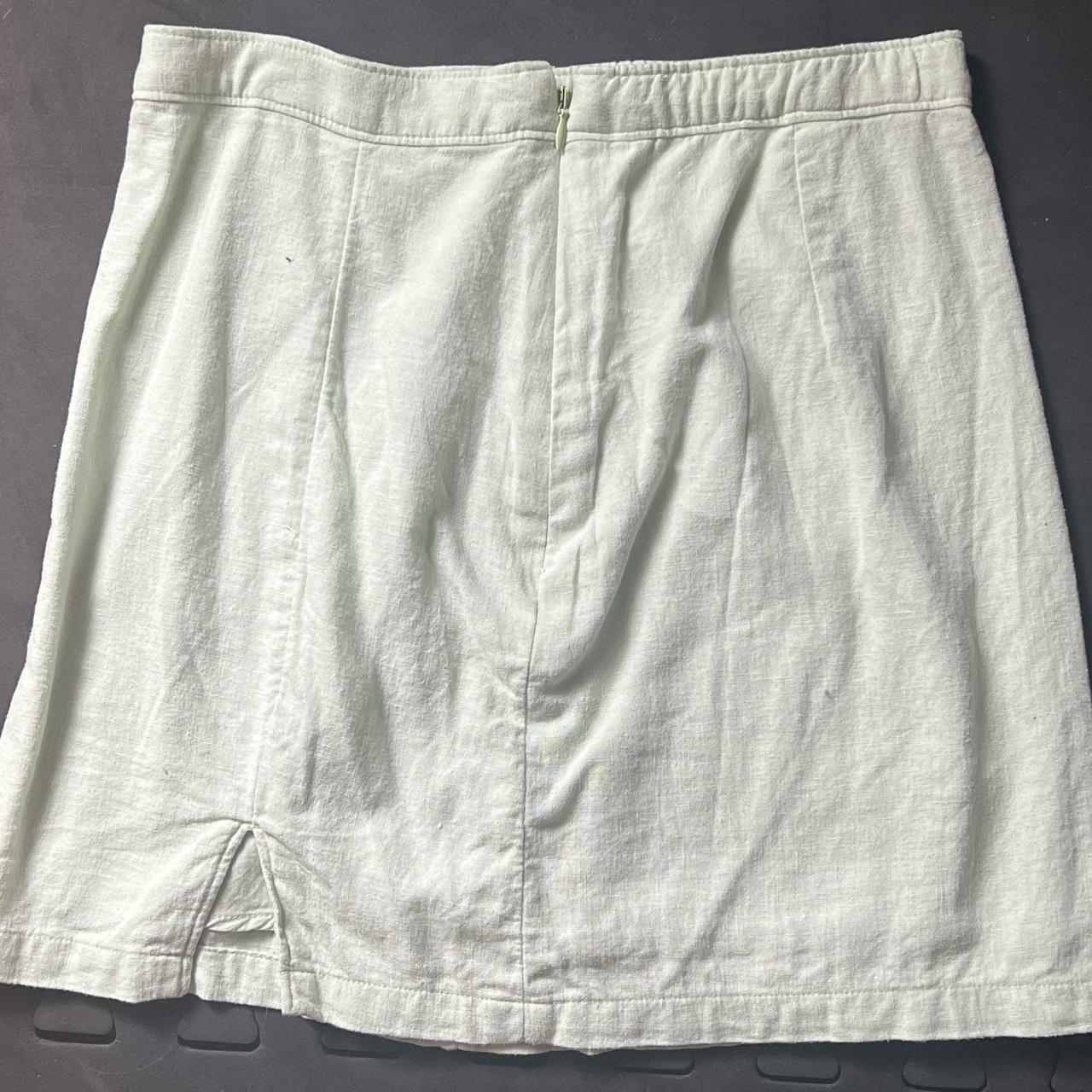 Abercrombie Light Green Mini Skirt! Super cute and... - Depop